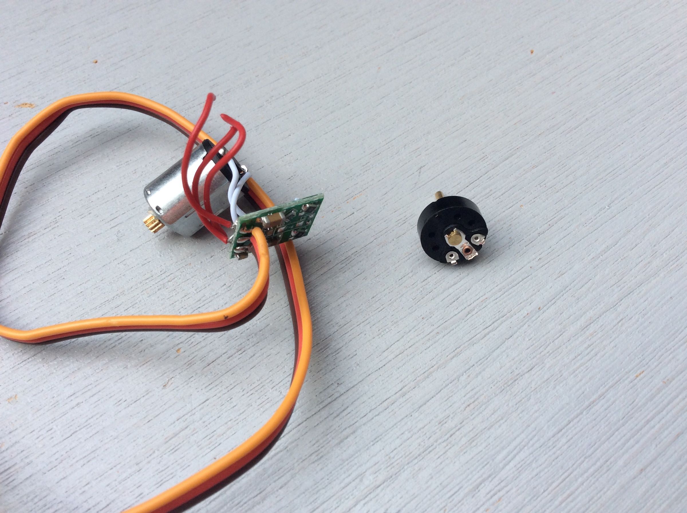 How to Make a Fullyrotational Servo : 7 Steps (with Pictures ...