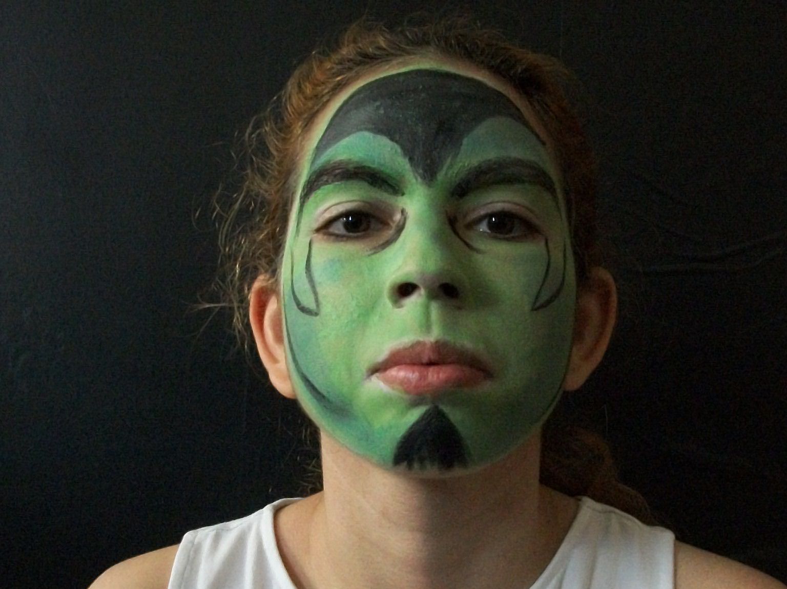 Green Space Alien Face Paint : 5 Steps - Instructables
