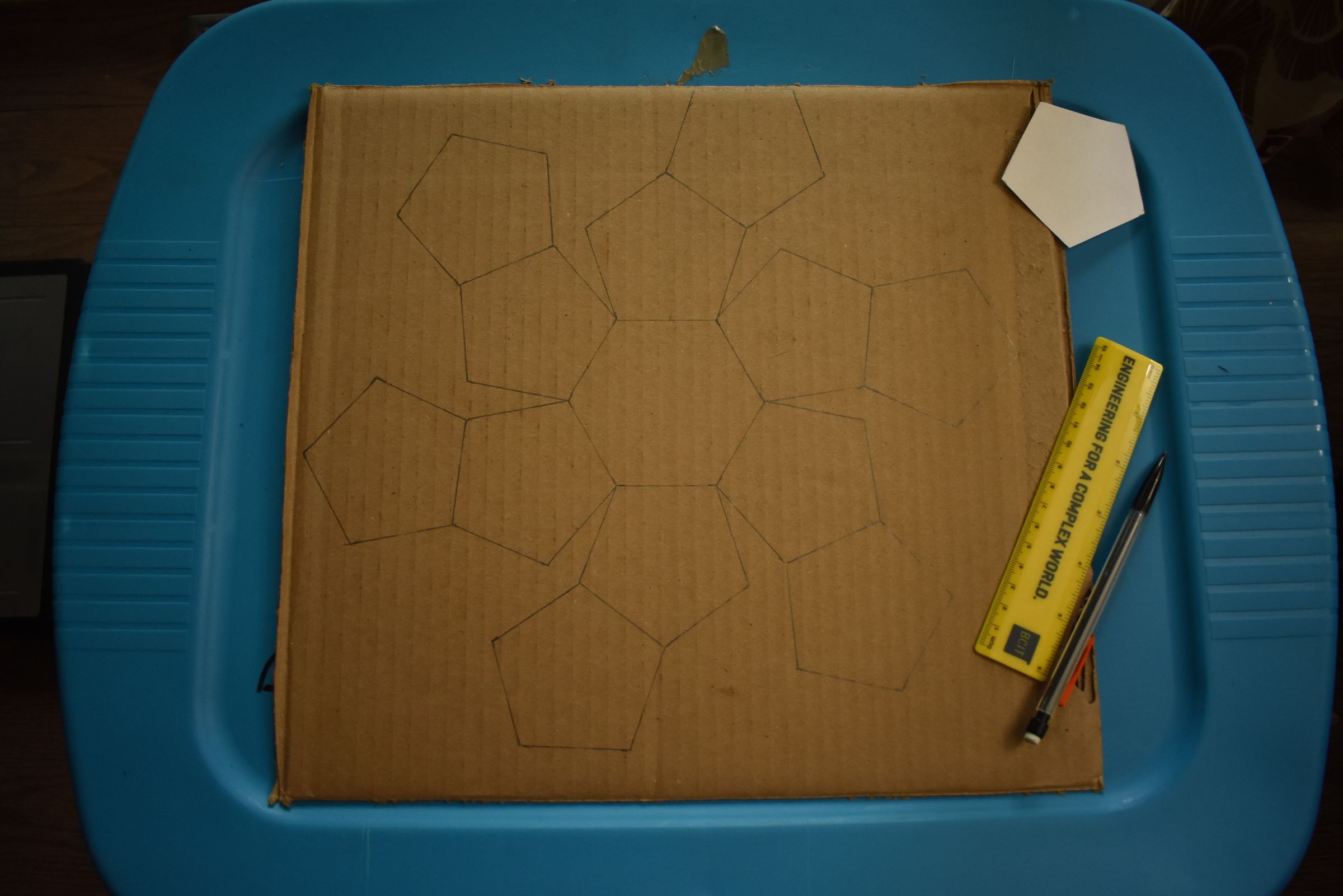 Modern Geometric [Cardboard] Planter : 8 Steps (with Pictures ...