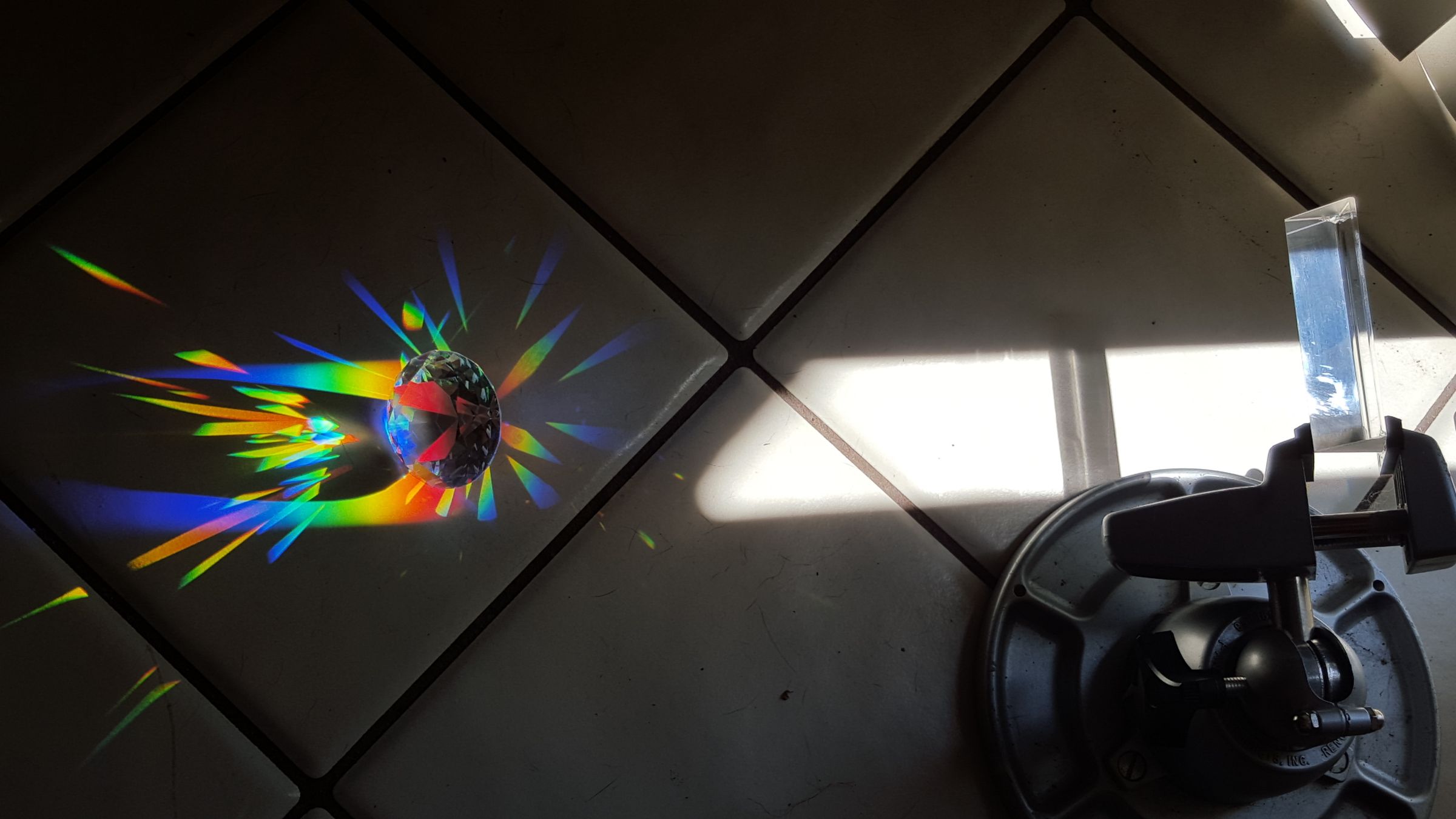 Bad Rainbows Go to Prism! : 4 Steps - Instructables