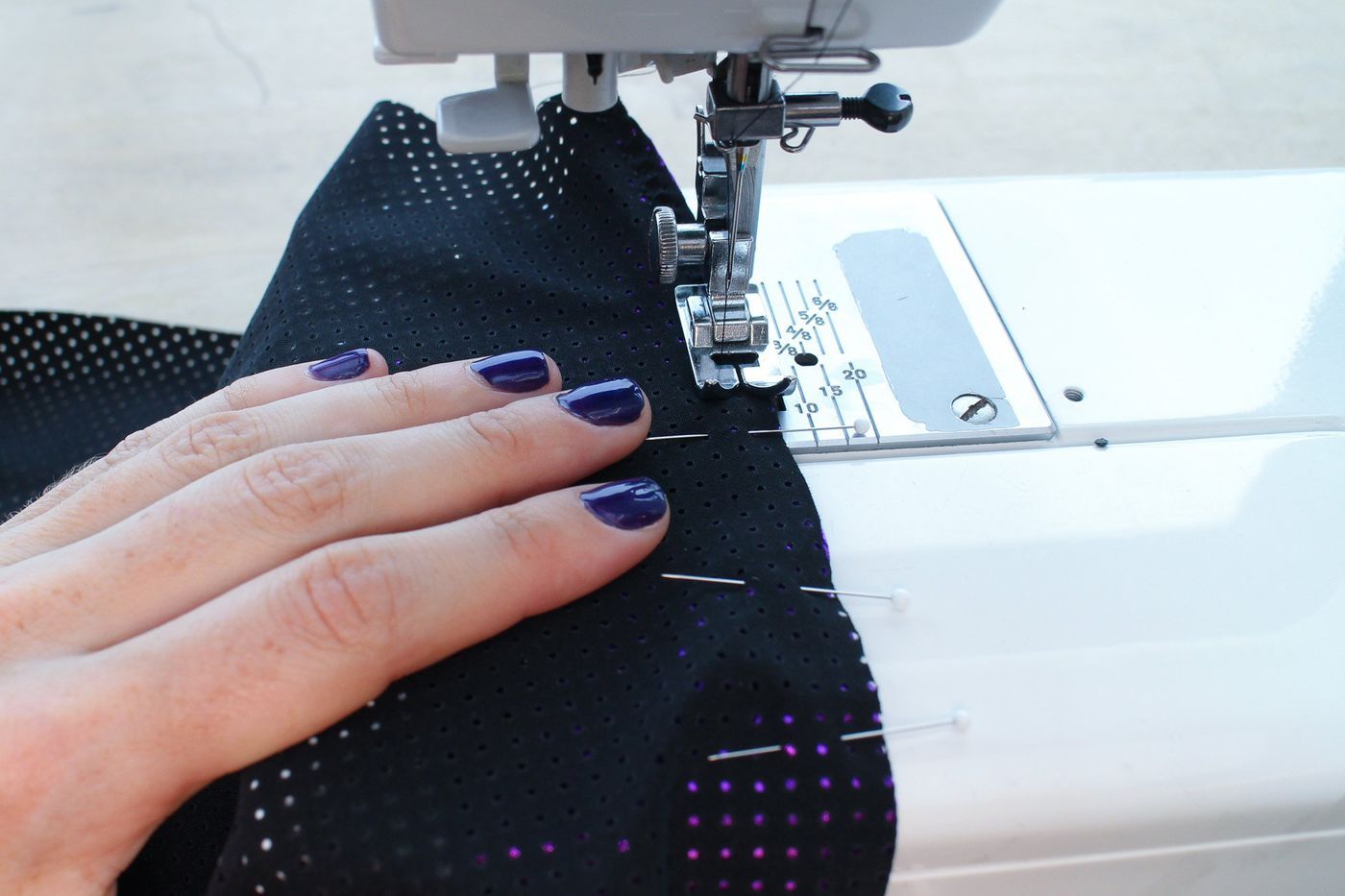 How to Sew Spandex : 14 Steps (with Pictures) - Instructables