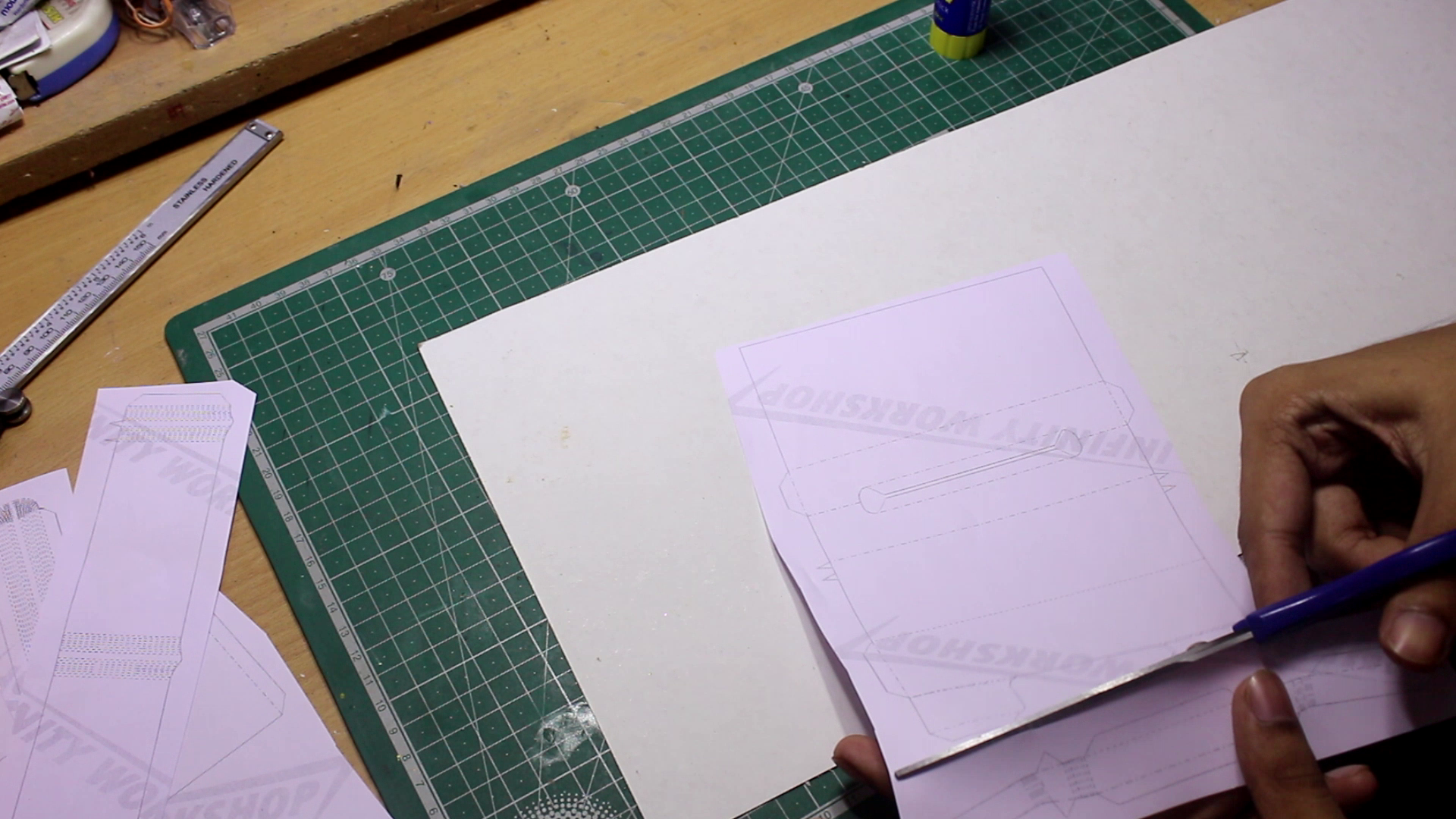 Concrete Calendar With Dedicated Phone Stand : 8 Steps (with Pictures ...