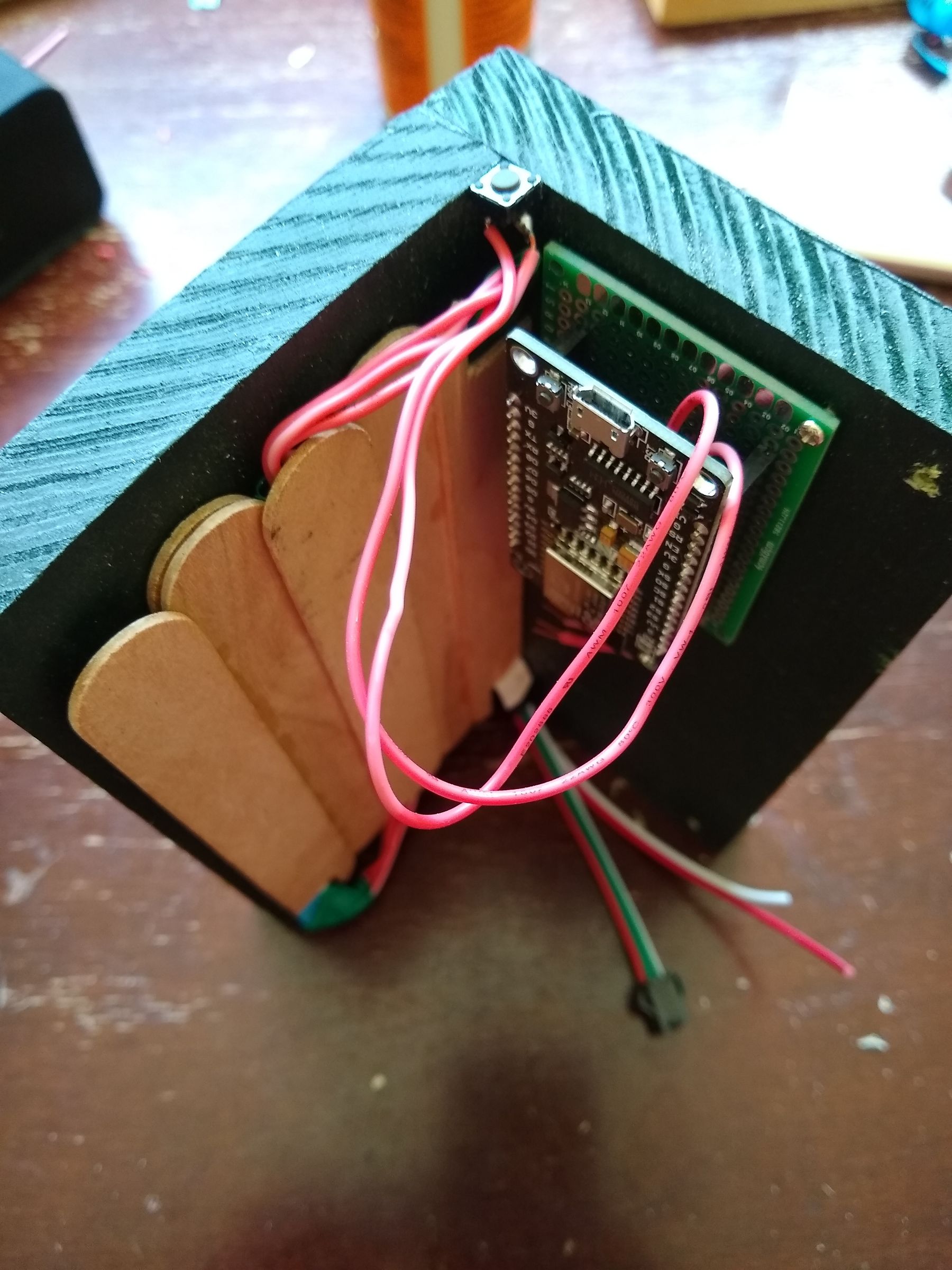 True Binary Clock With NTP Sync : 4 Steps - Instructables