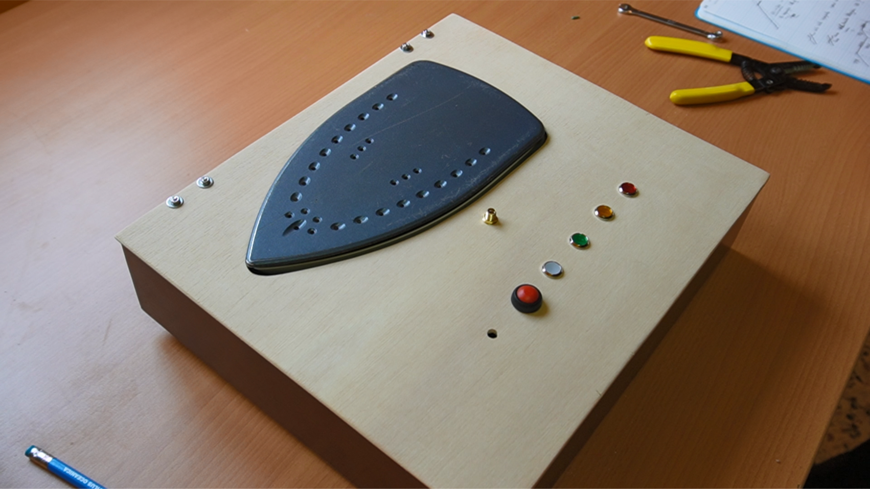 The Ultimate DIY Hot Plate! Powered by ESP32 and IR Sensor : 4 Steps ...
