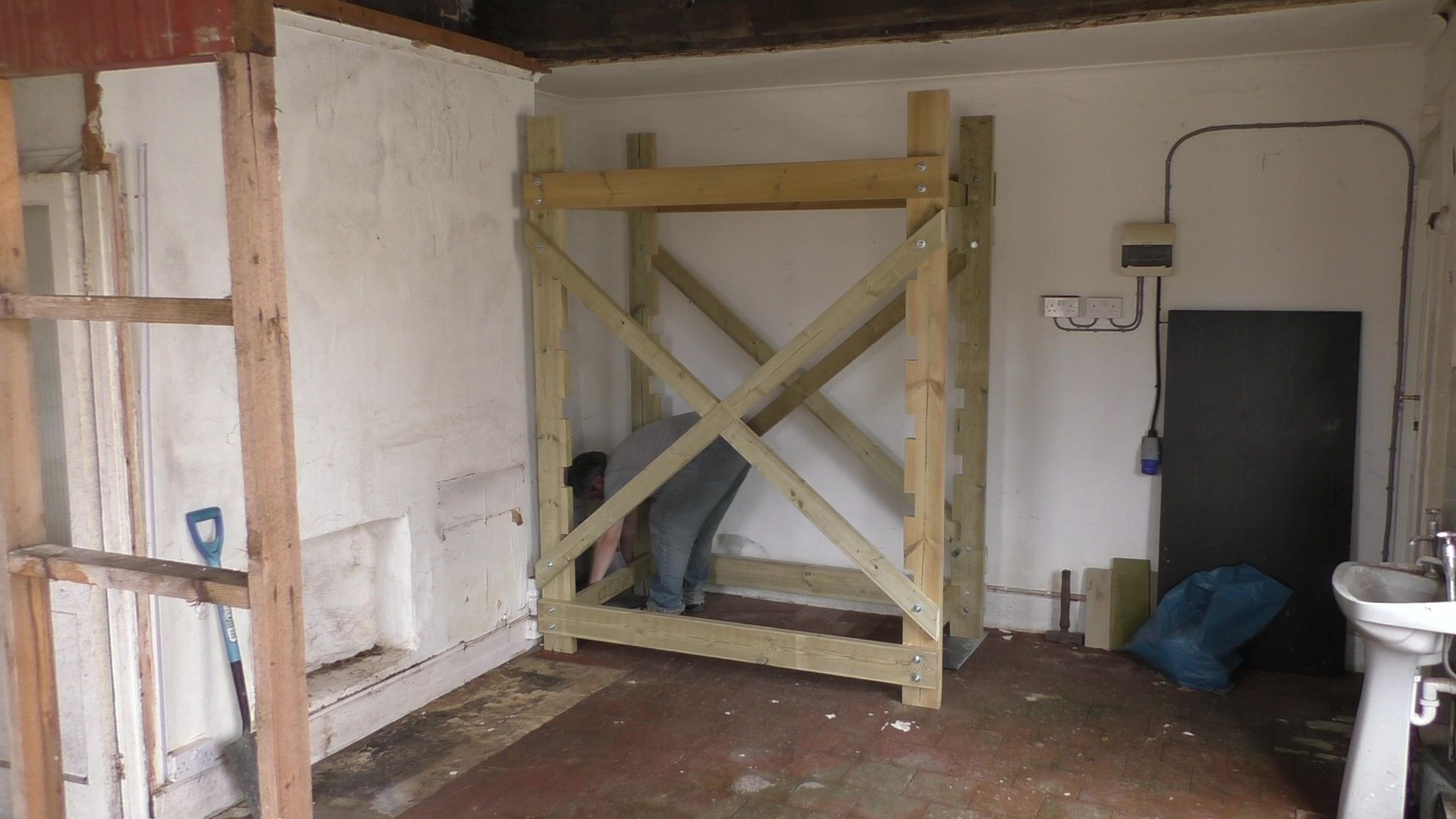 Wooden Scaffolding Tower : 11 Steps (with Pictures) - Instructables