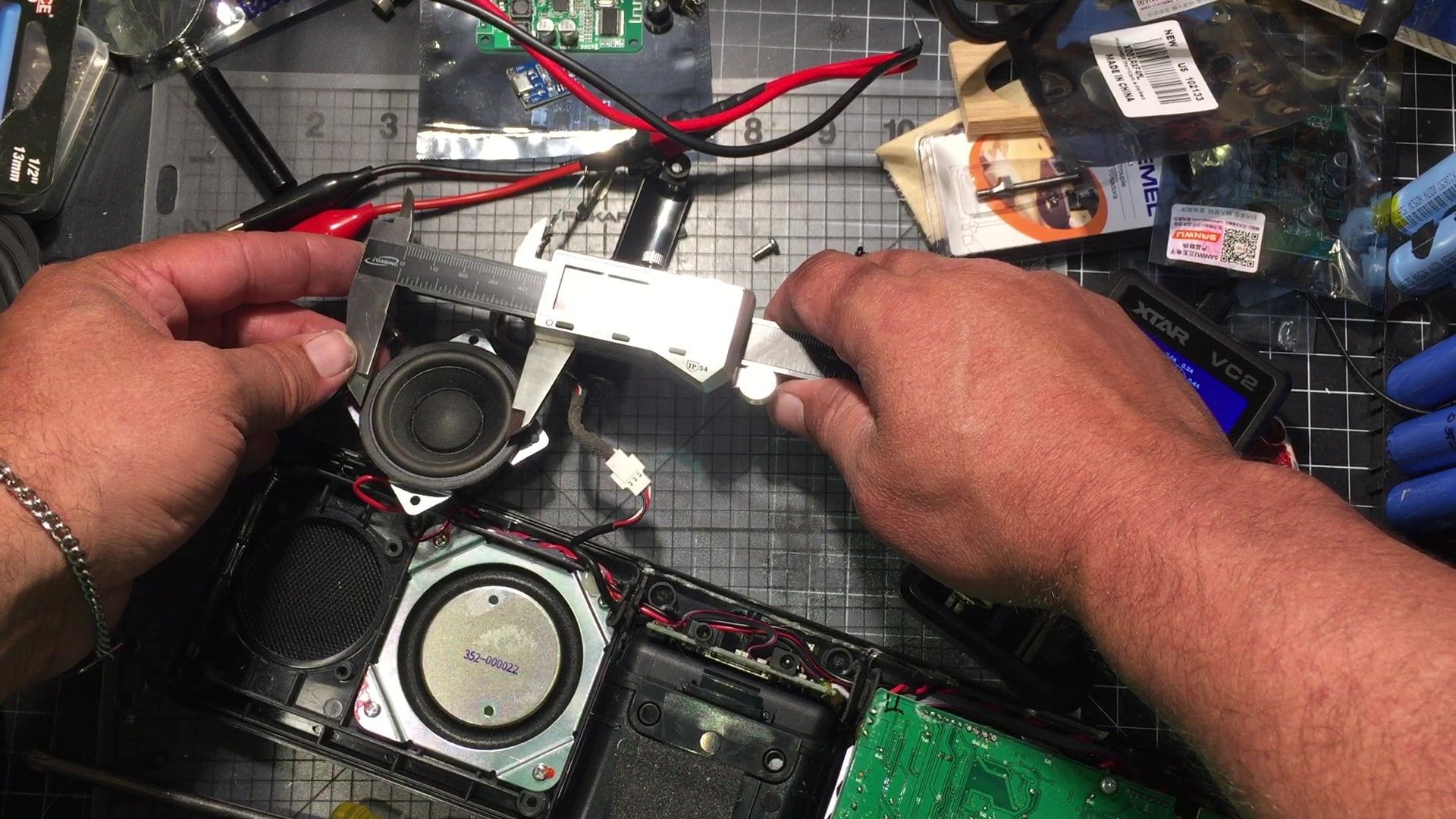 DIY Logitech Pure Fi Anywhere 2 Rebuild & Mini Bluetooth Speaker ...