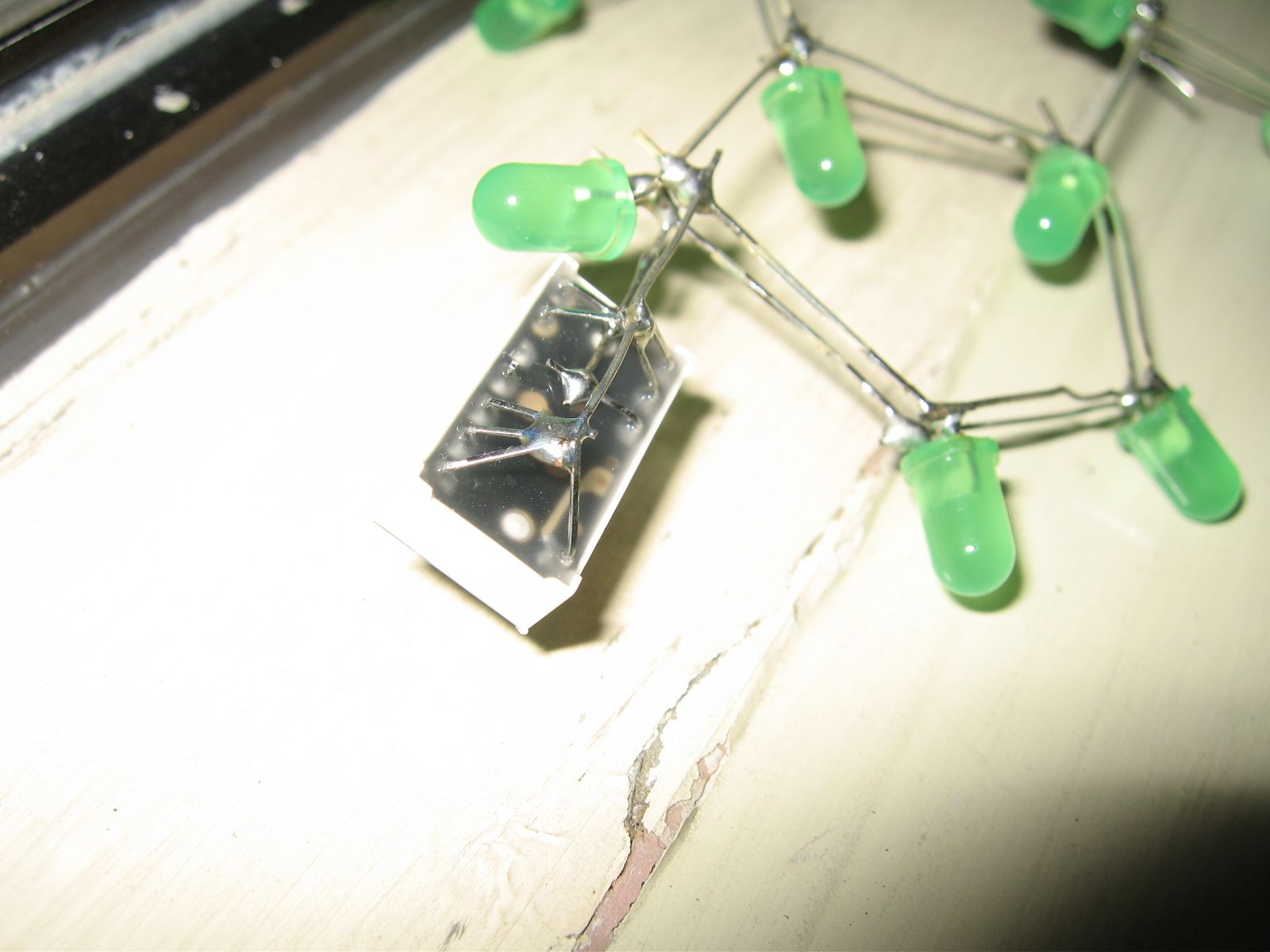 LED Chemical Structure Sculpture : 6 Steps - Instructables