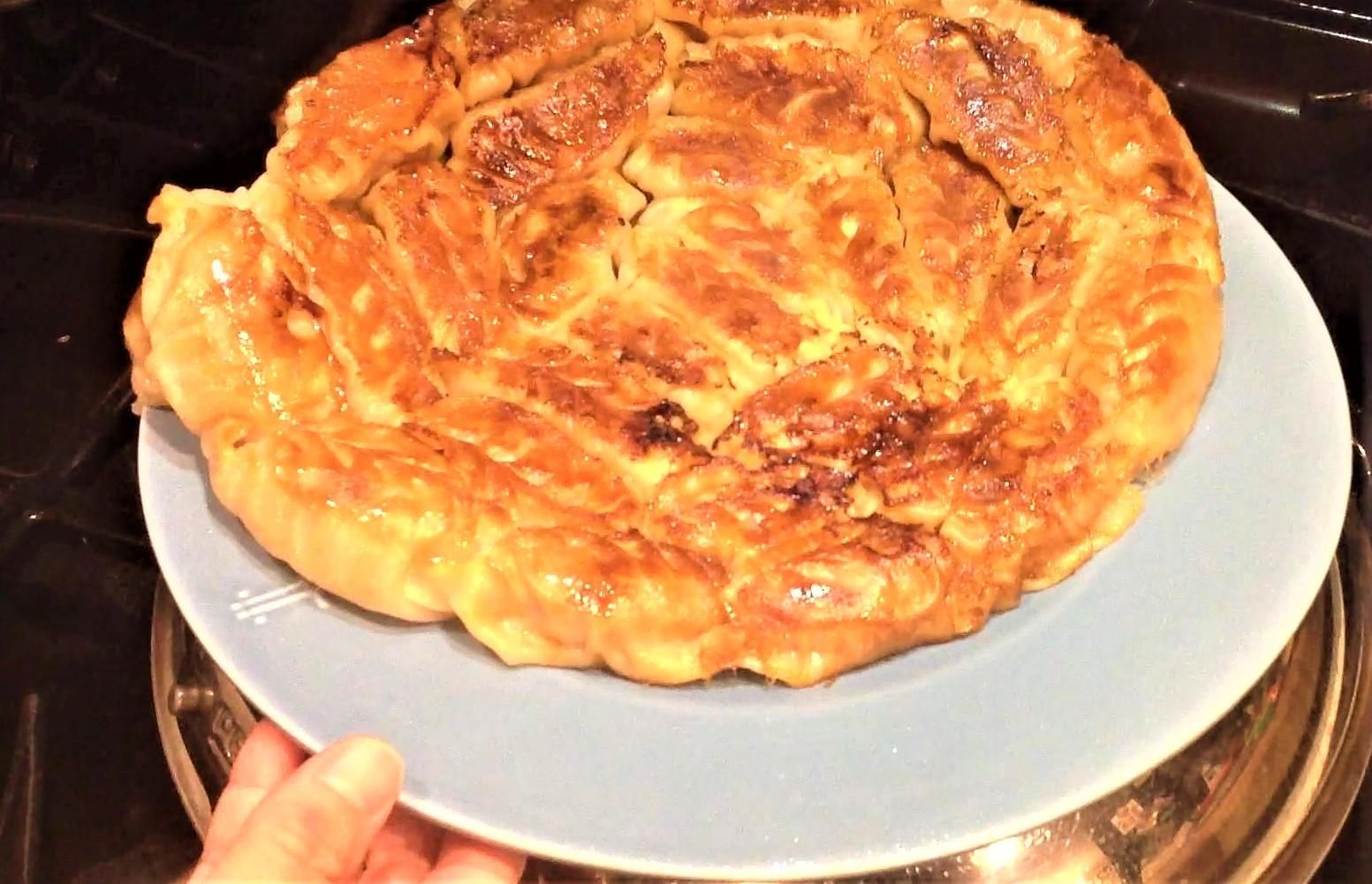 Pork Sauerkraut Dumplings Pull-Apart Pie Step by Step From Scratch : 8 ...