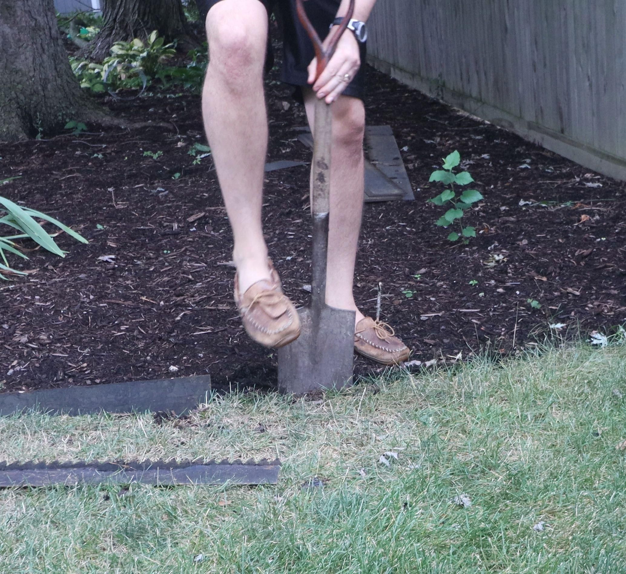 DIY Hammer-In Steel Garden Edging : 8 Steps (with Pictures) - Instructables