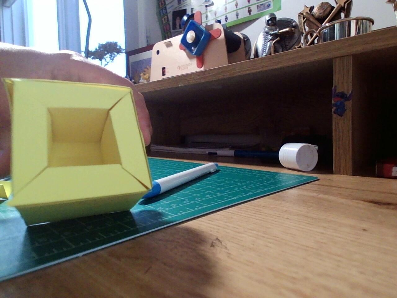 Button Papercraft : 8 Steps (with Pictures) - Instructables