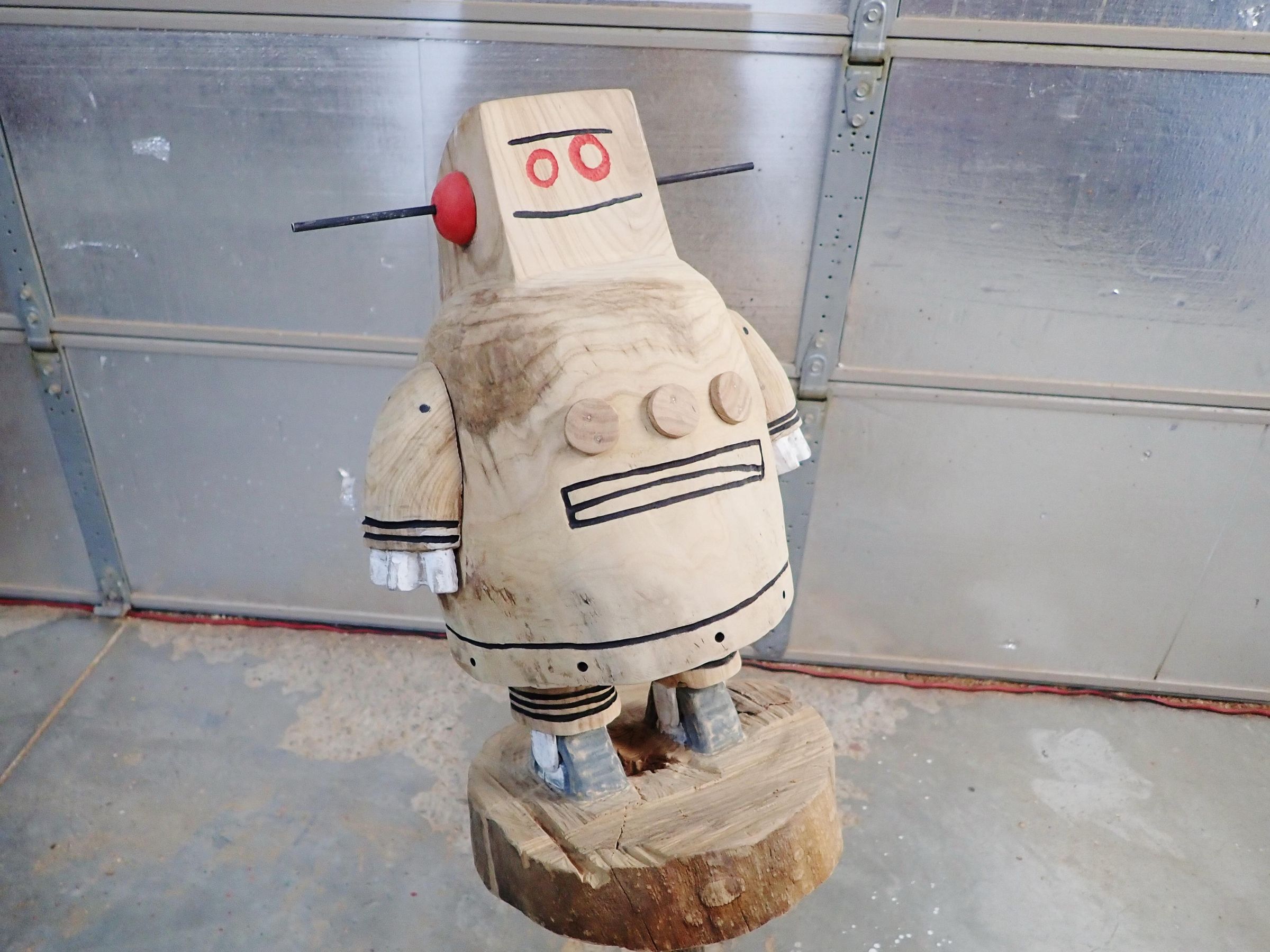 Carved Wood Instructables Robot : 16 Steps (with Pictures) - Instructables