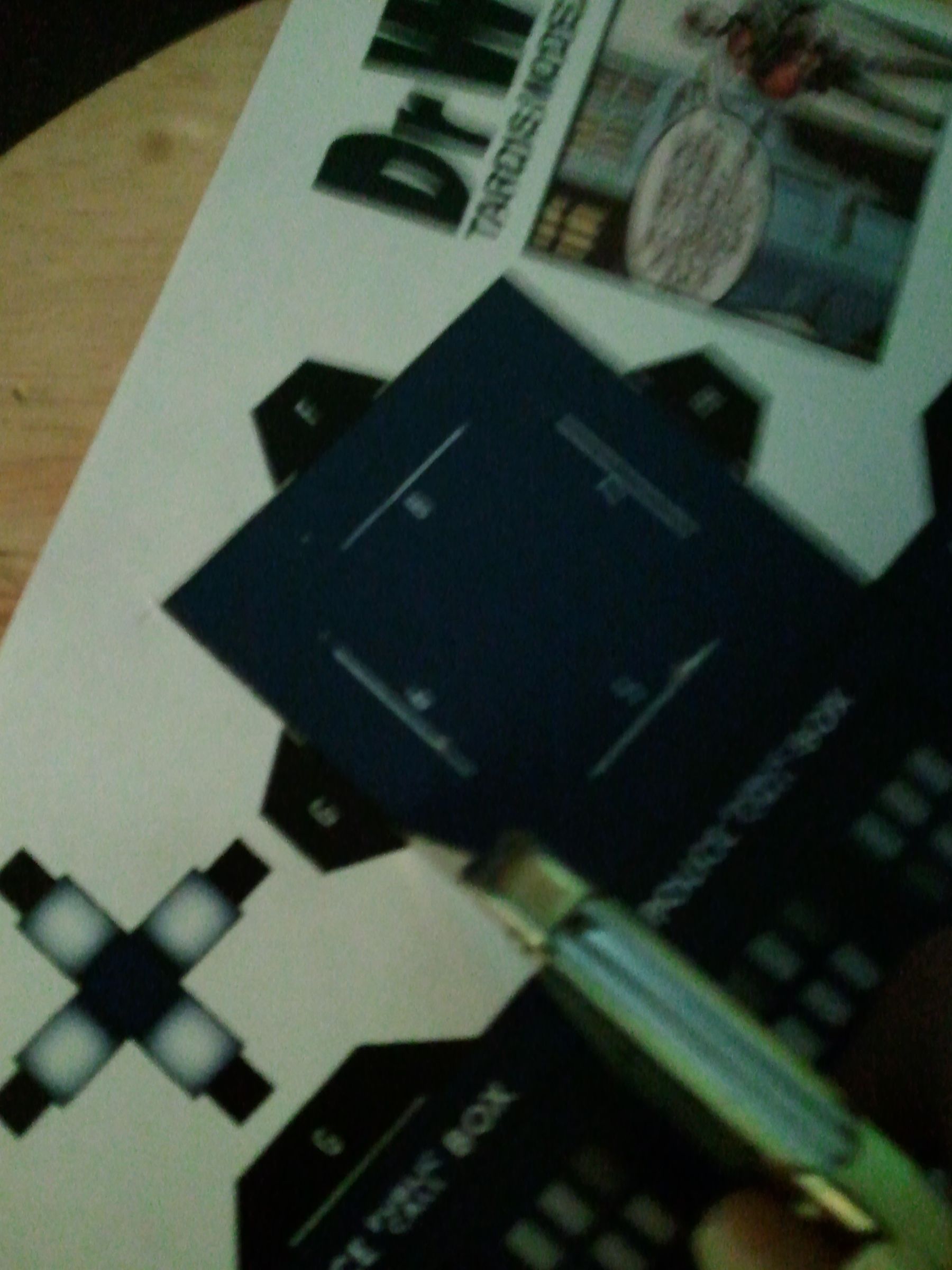 Papercraft TARDIS With Working Light : 10 Steps (with Pictures ...