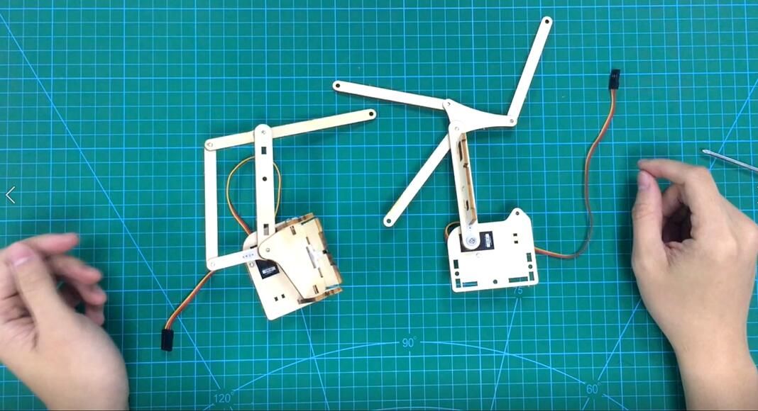 How to Use a Few Pieces of Wood to Assemble Into a Cute and Powerful ...