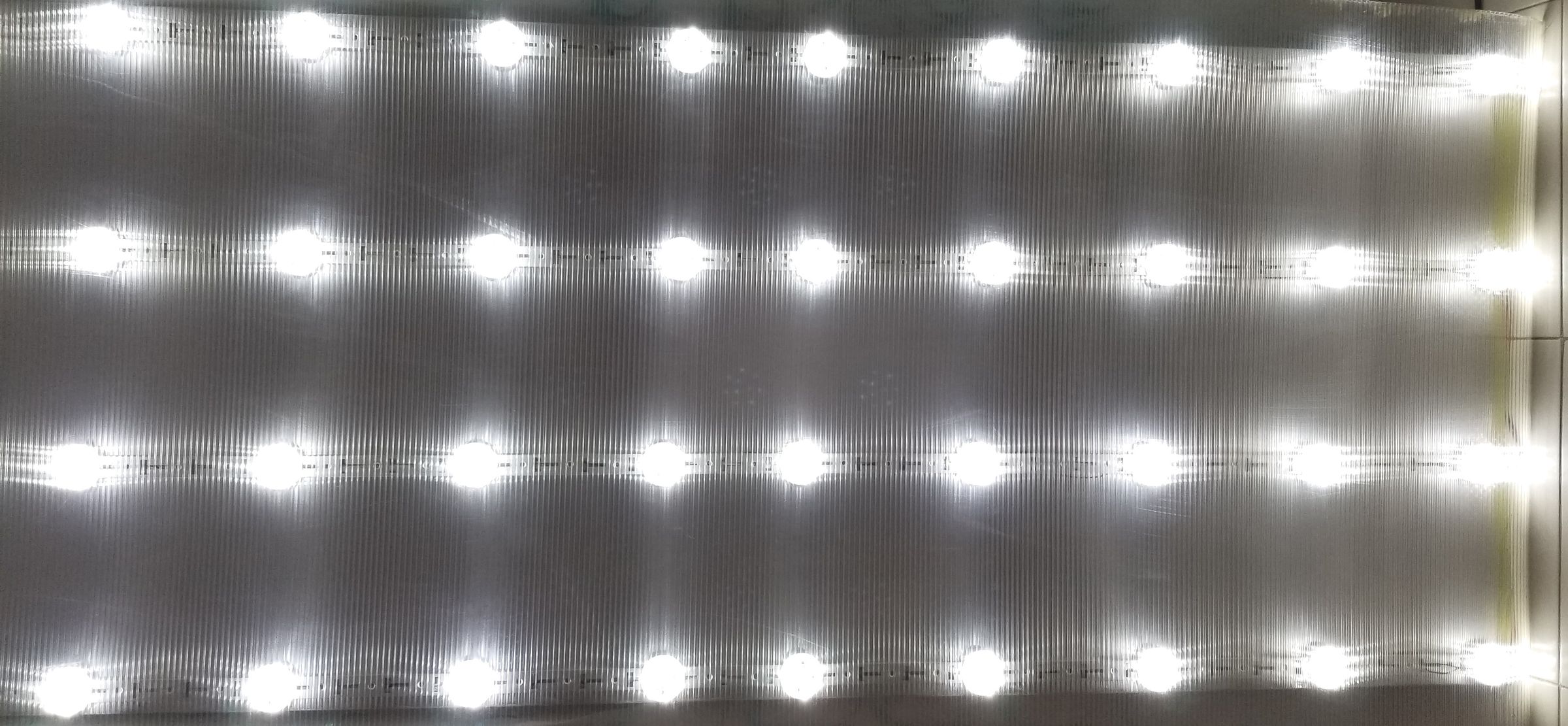 200 Watt Solar Day Lamp for Banks Offices Factories Etc : 8 Steps ...
