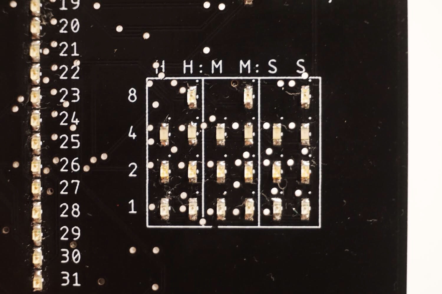 5$ PCB CALENDAR WITH BINARY CLOCK : 7 Steps (with Pictures) - Instructables