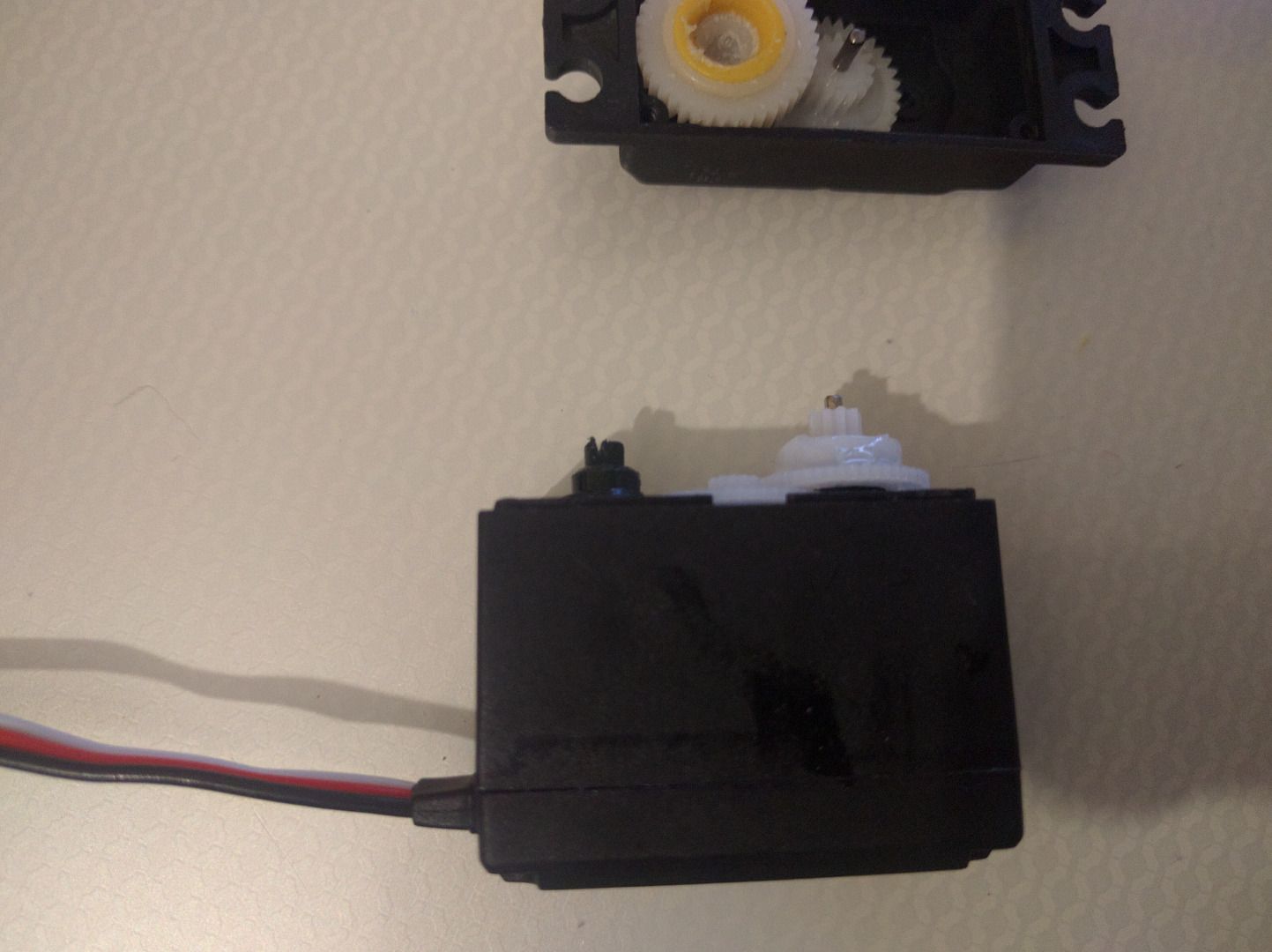 An Arduino Infrared Controlled and Obstacle Avoidance Robot : 10 Steps ...