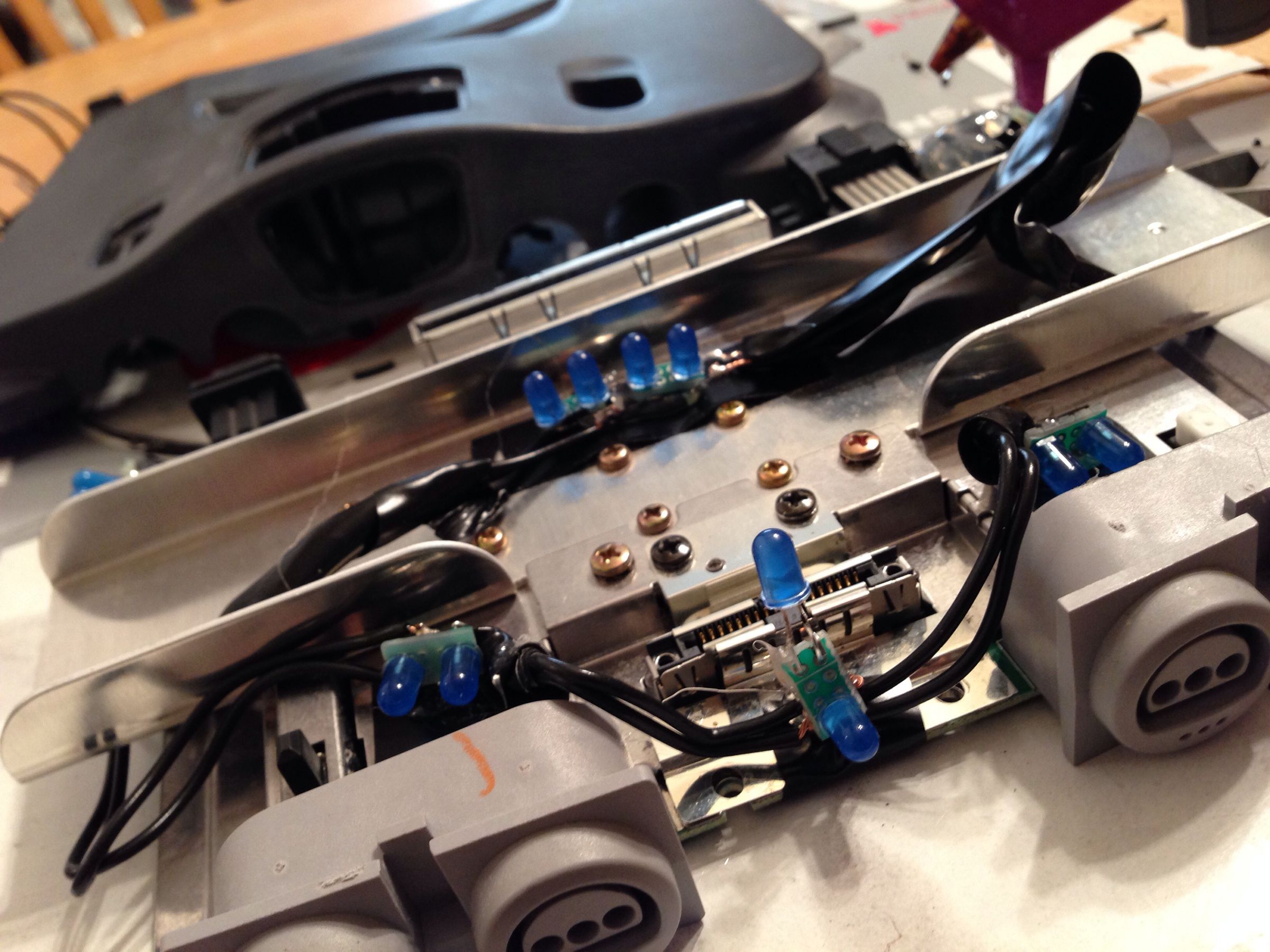 N64 LED Using 5V Bulbs : 7 Steps - Instructables