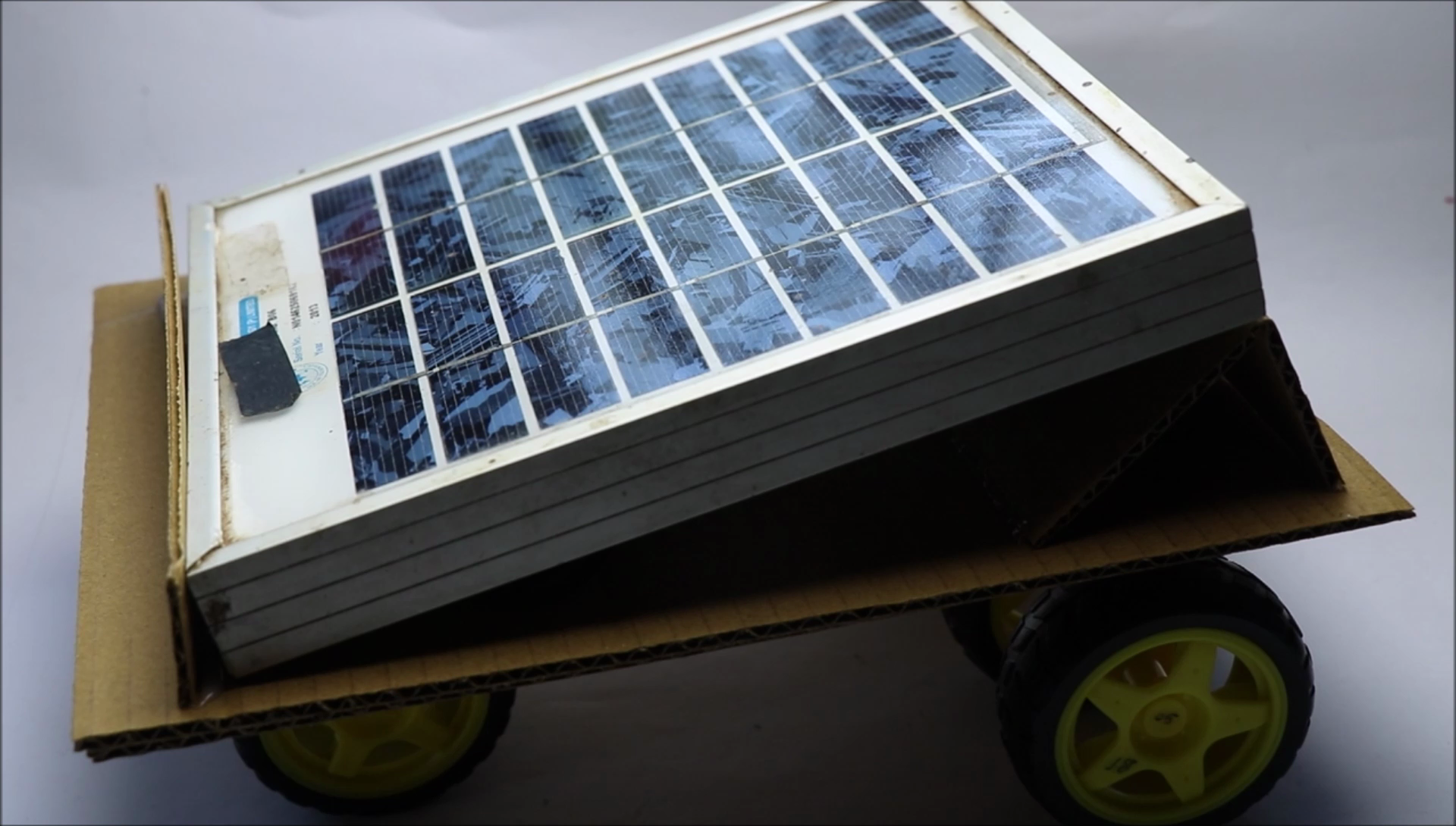How to Make Solar Powered Car With Powerful Torque in a Very Easy Way ...