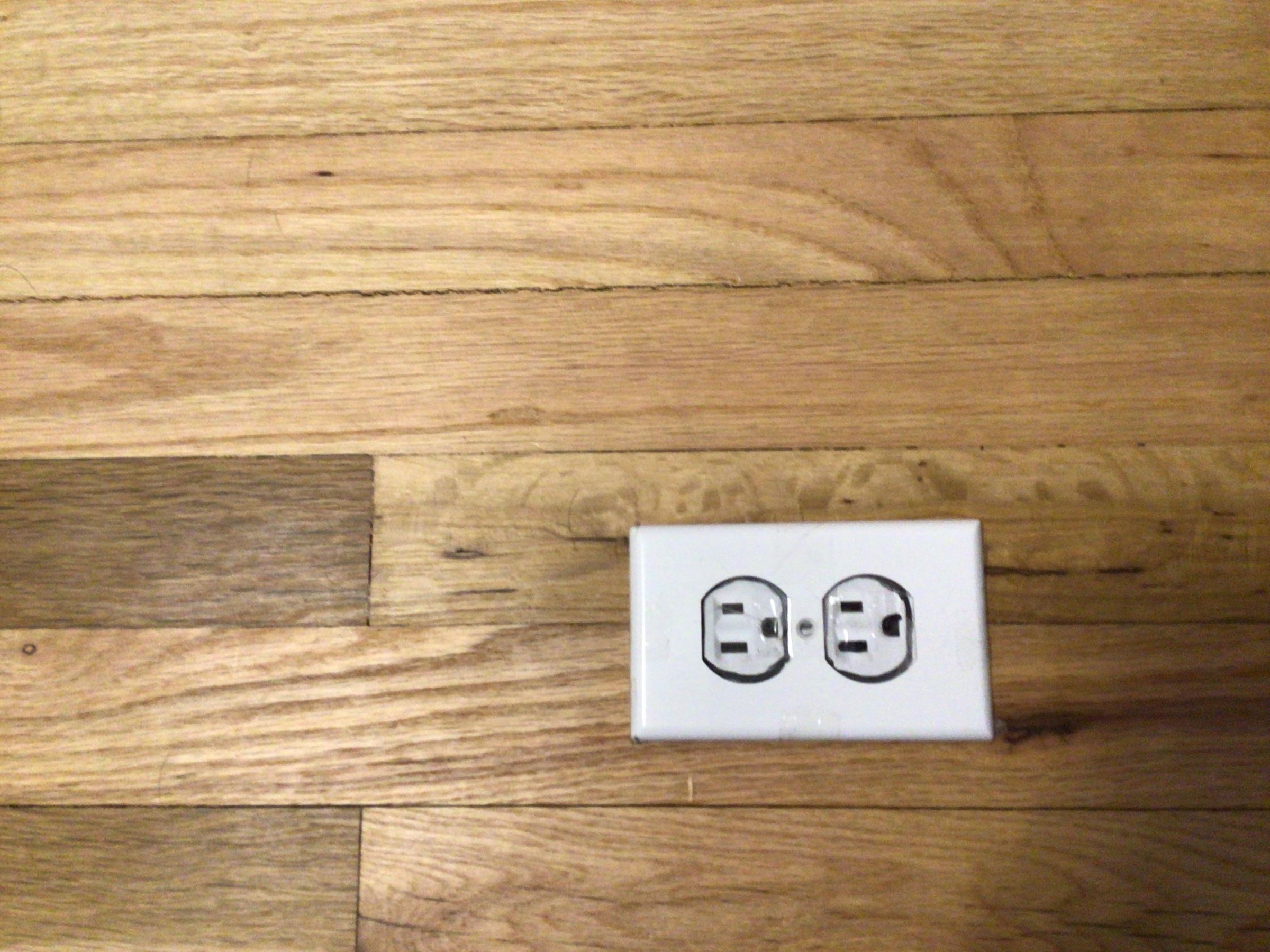 Fake Outlet : 4 Steps - Instructables