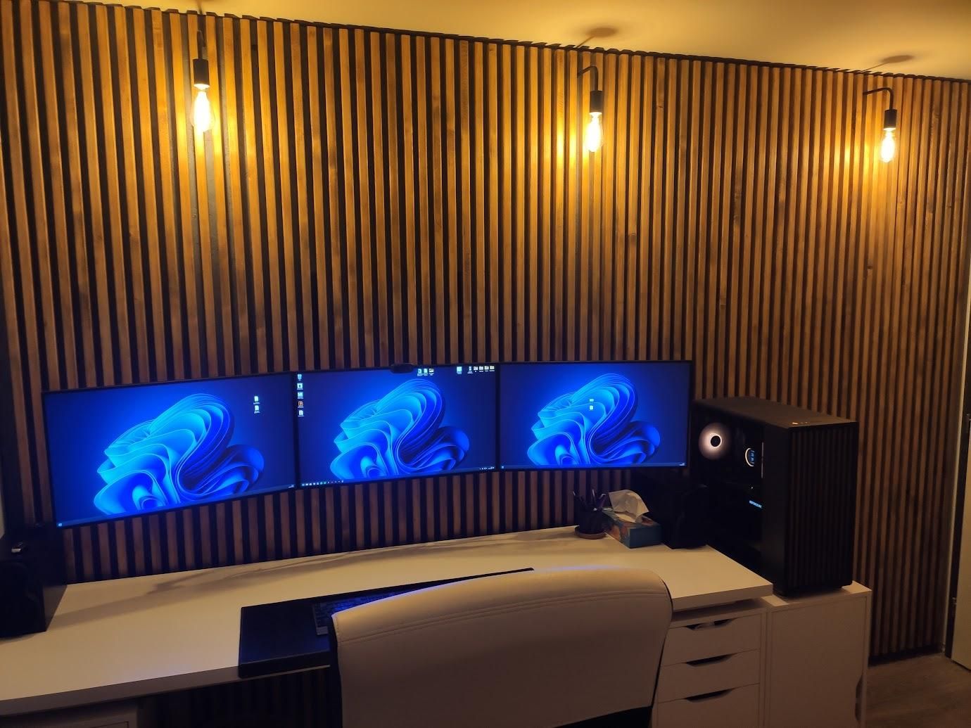 Home Office Slat Wall With Motorised Tripple Monitor Lift and Desk With ...