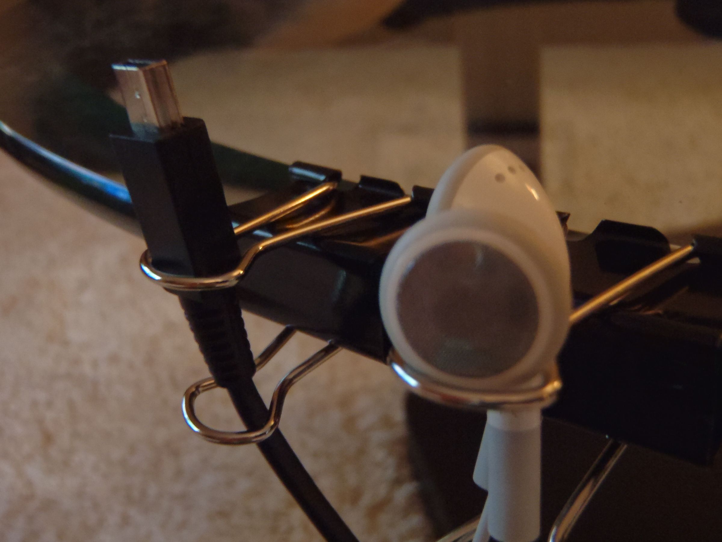 10 Innovated Uses for Binder Clips : 9 Steps (with Pictures ...