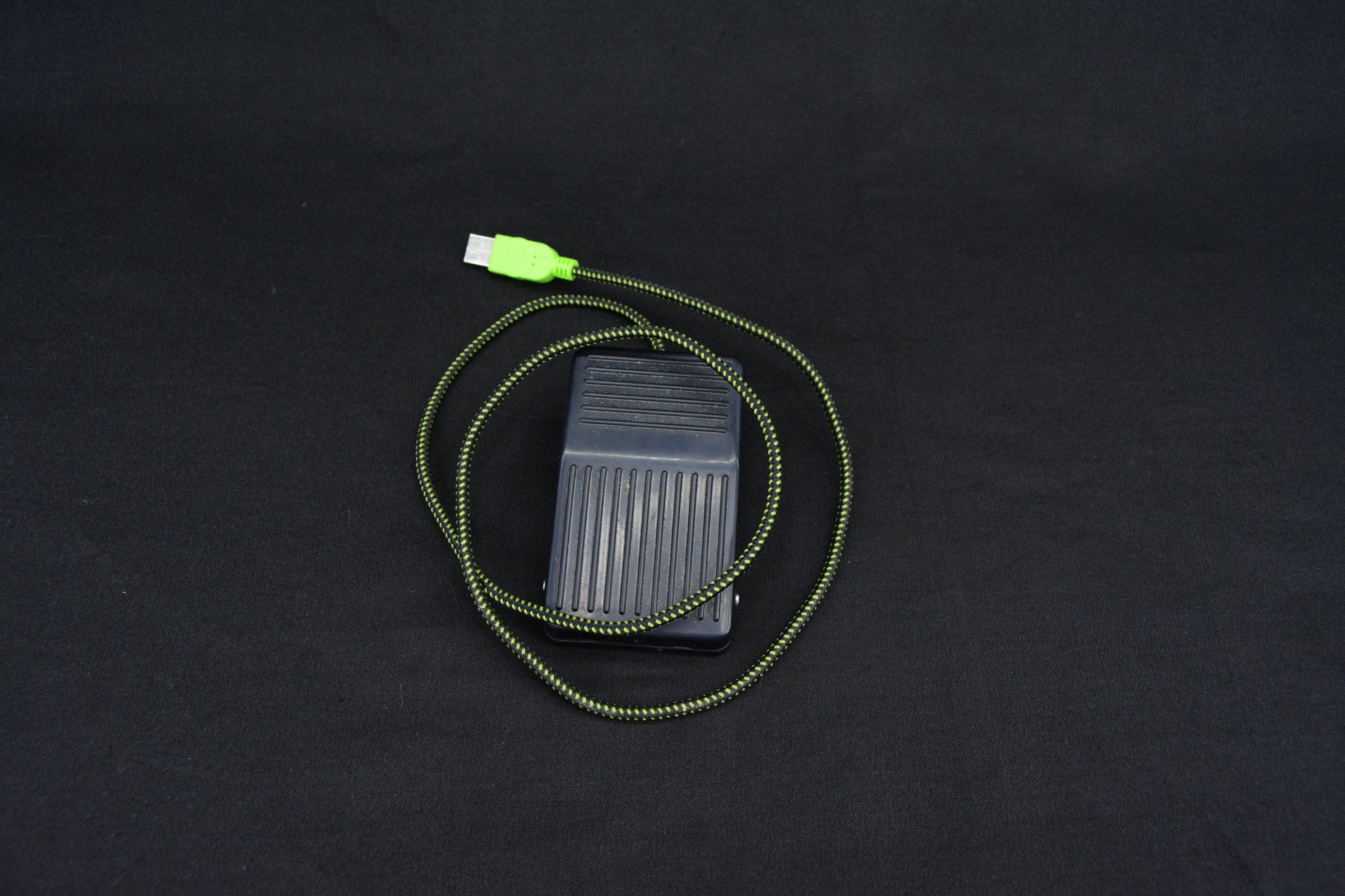 Customizable USB Foot Switch for PC : 5 Steps - Instructables