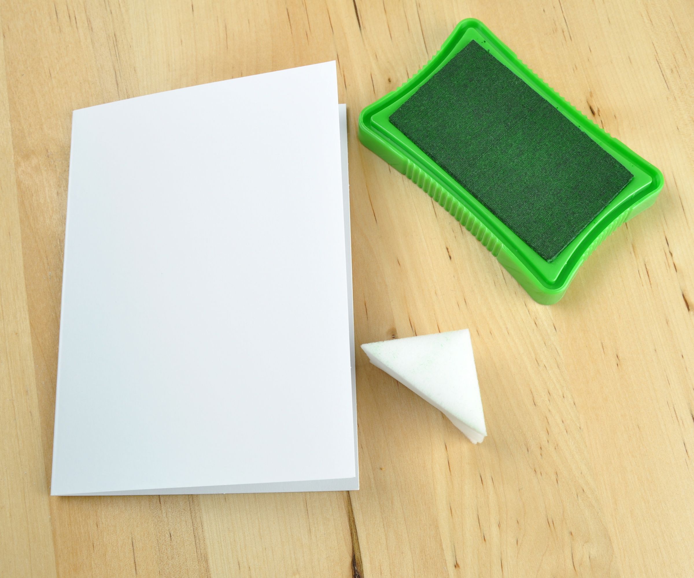 Sponge Stamped Christmas Tree Card : 4 Steps (with Pictures ...
