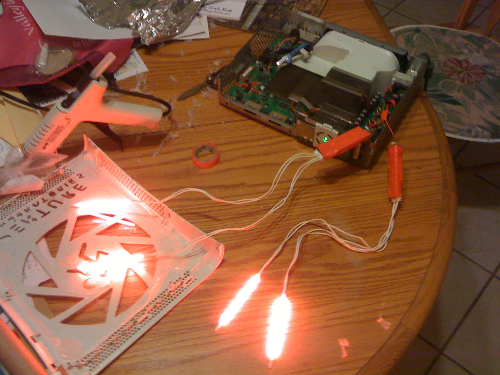 Xbox 360 Cold Cathode Lighting : 7 Steps - Instructables