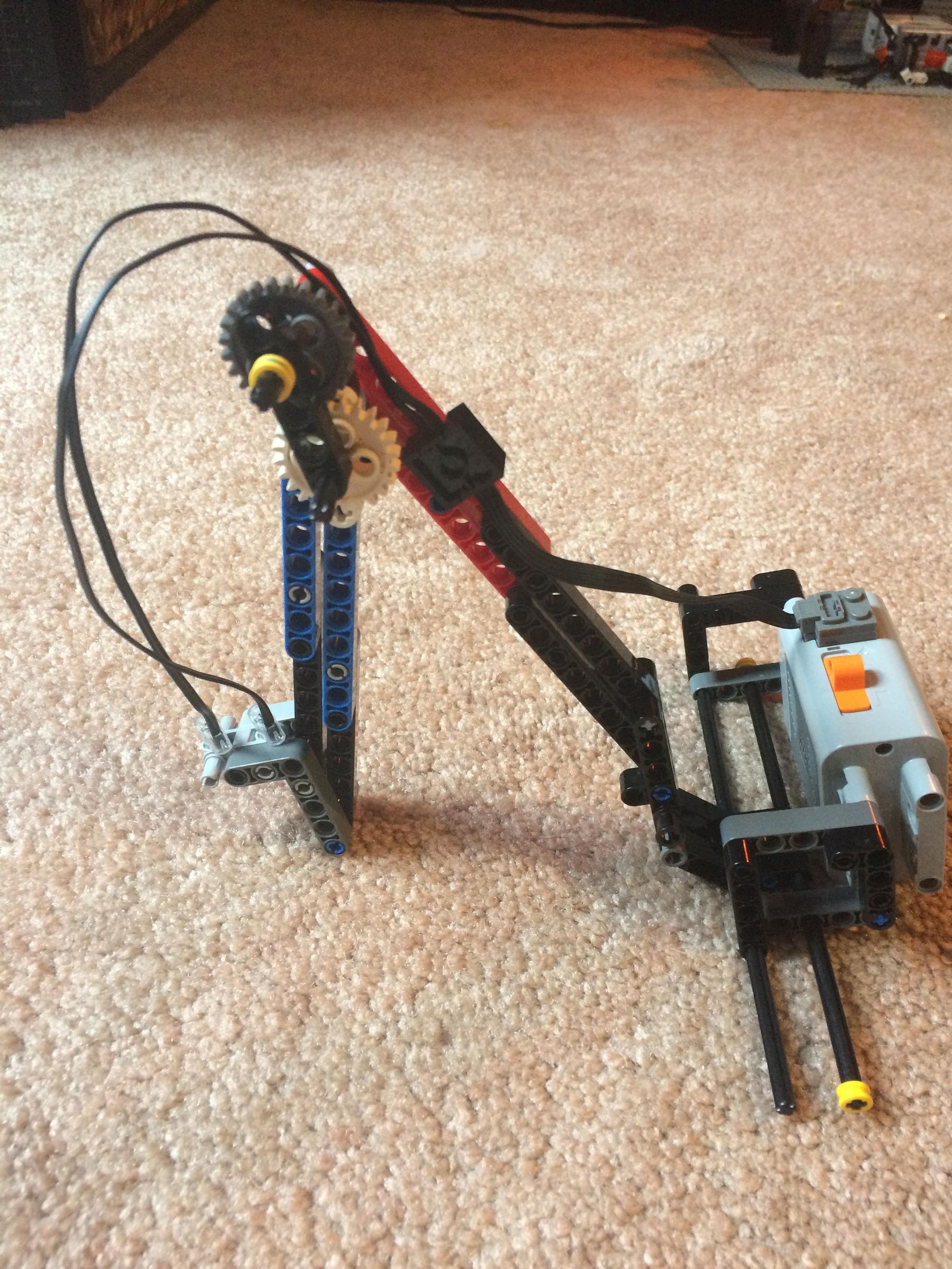 LEGO Reading Light Utilizing Simple Machines : 7 Steps - Instructables