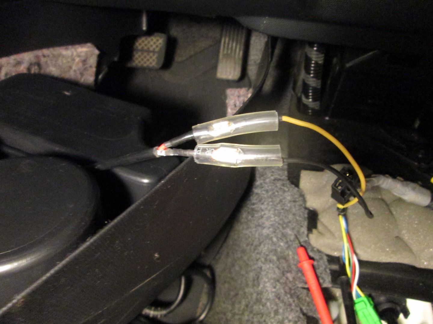 Install an Auxiliary Power Outlet in a Vehicle : 9 Steps - Instructables