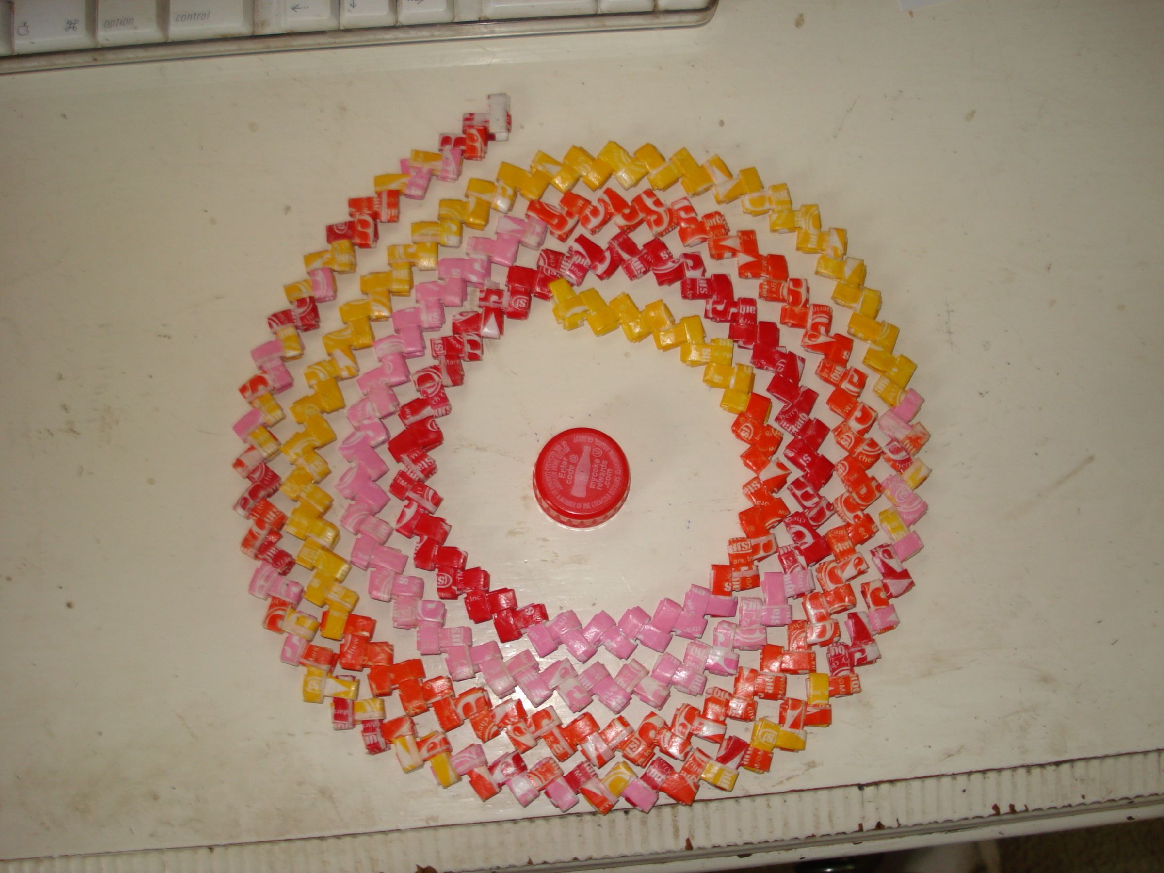 How to Make a Starburst Wrappers Chain : 4 Steps - Instructables