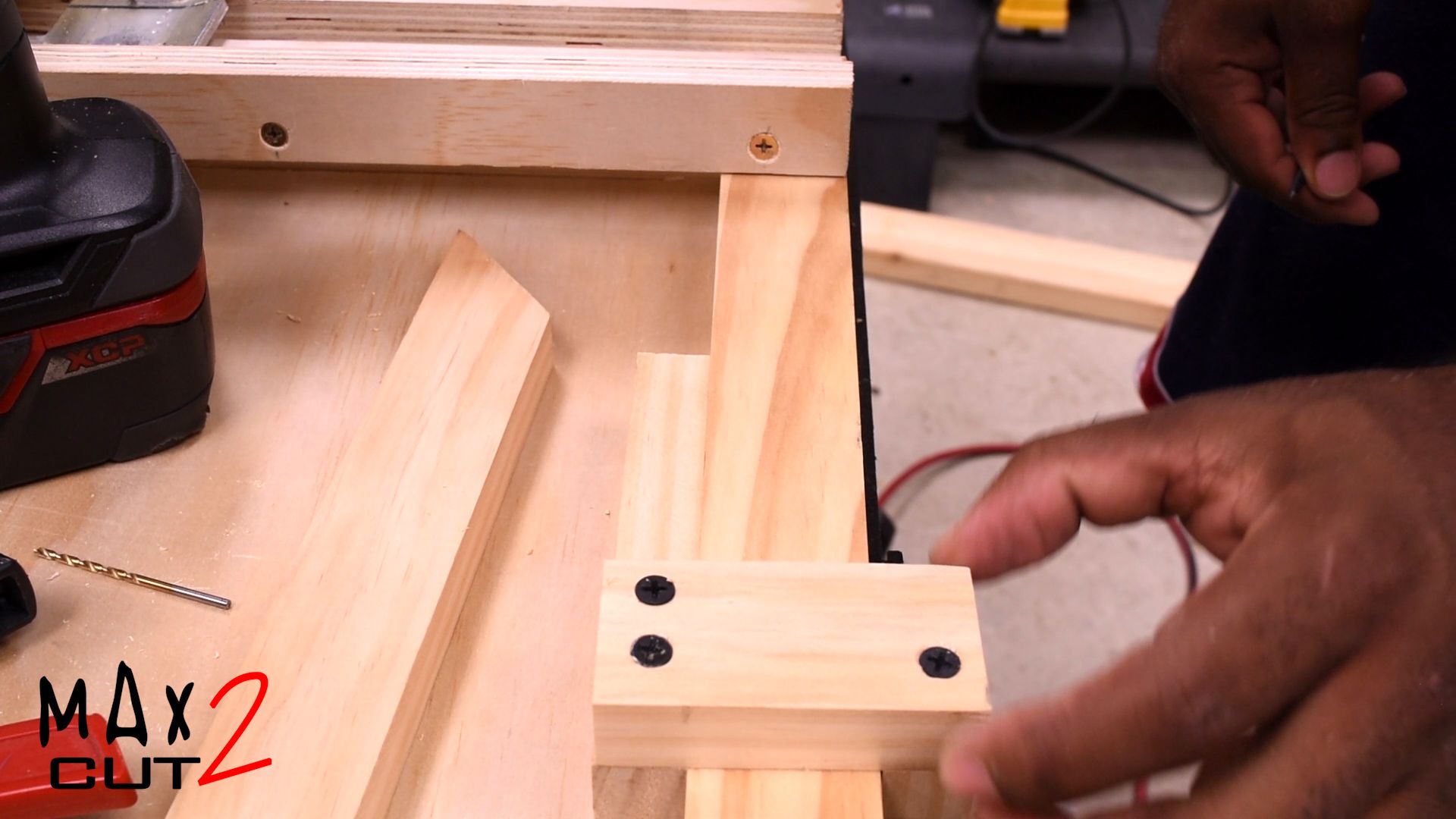 MAX CUT 2 Circular Saw Crosscut & Miter Jig : 11 Steps (with Pictures ...