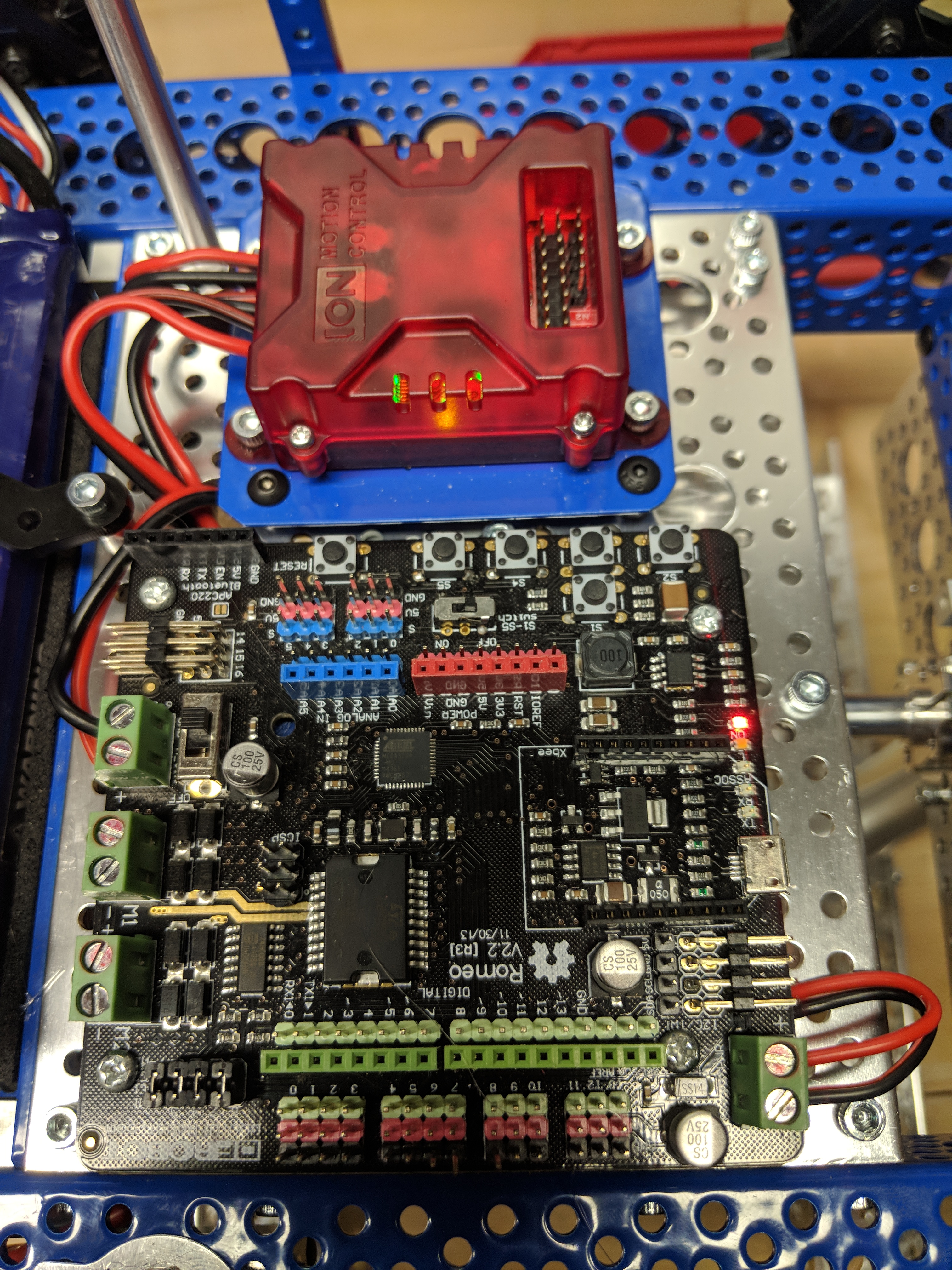 Trackbot Mk V : 8 Steps (with Pictures) - Instructables