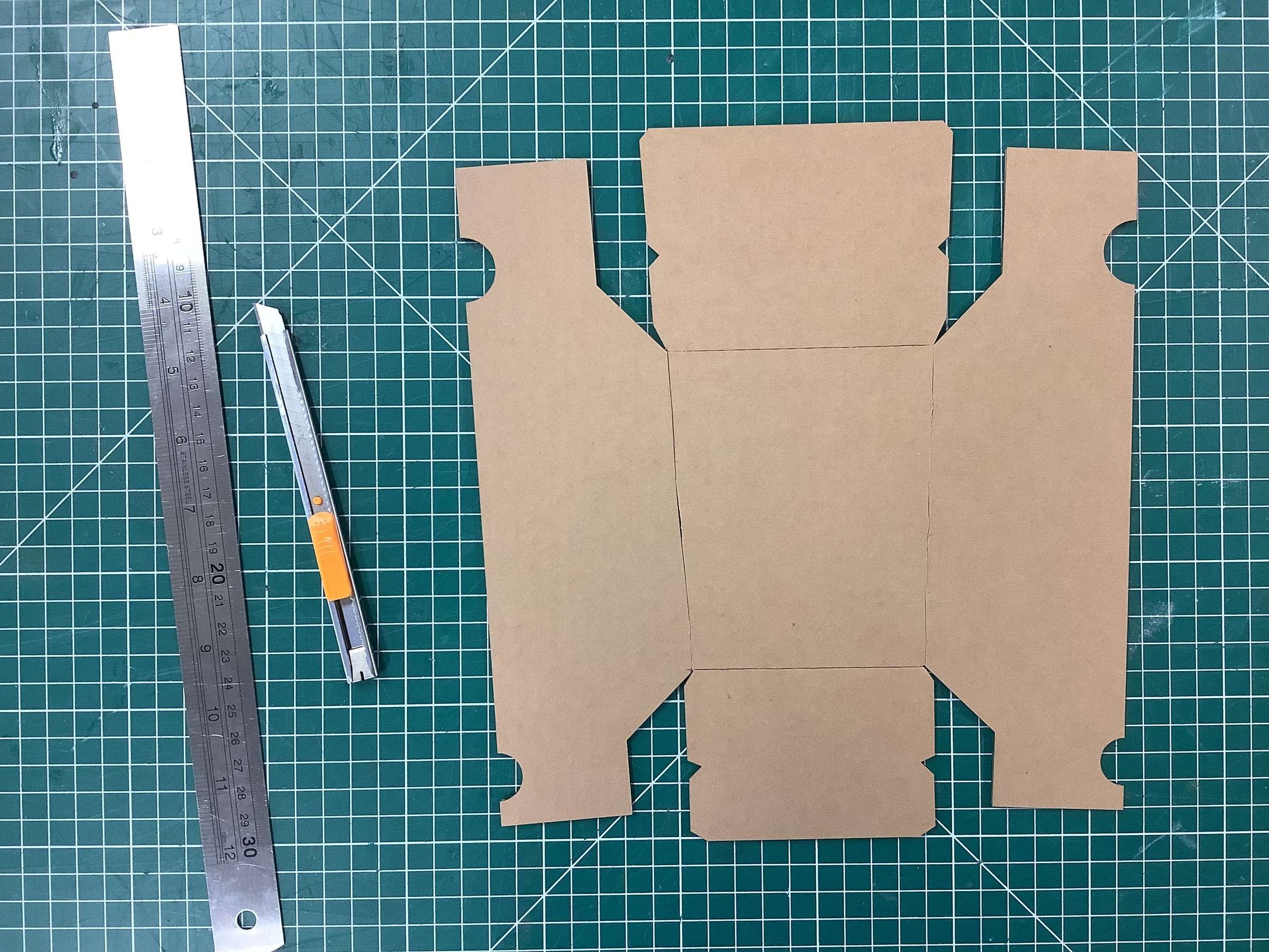 Remote Controlled Car Modelling (Physical Modelling With Cardboard ...