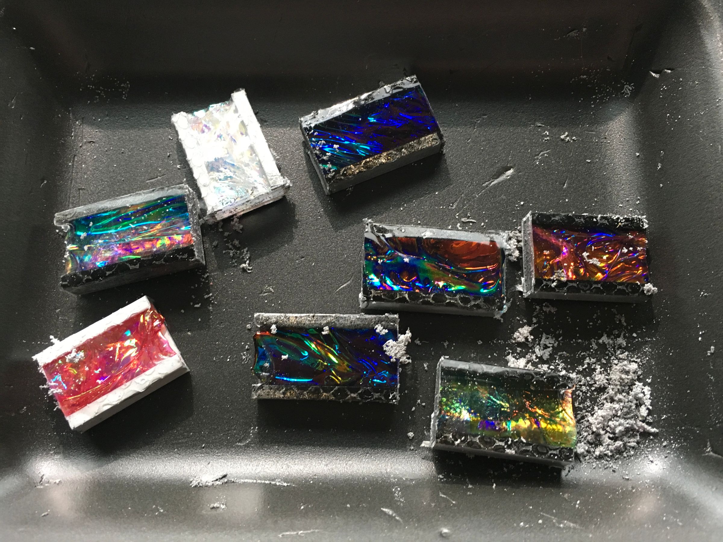 Resin Rainbow Nebula Pendant : 8 Steps (with Pictures) - Instructables
