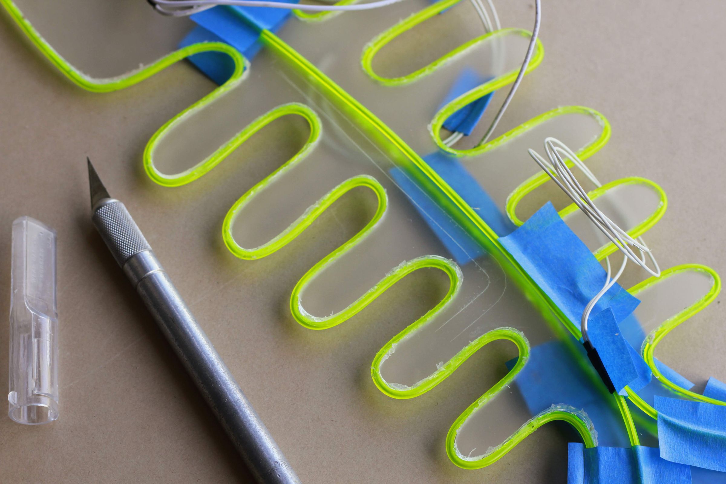 EL Wire Fish With LED Eyes : 13 Steps (with Pictures) - Instructables