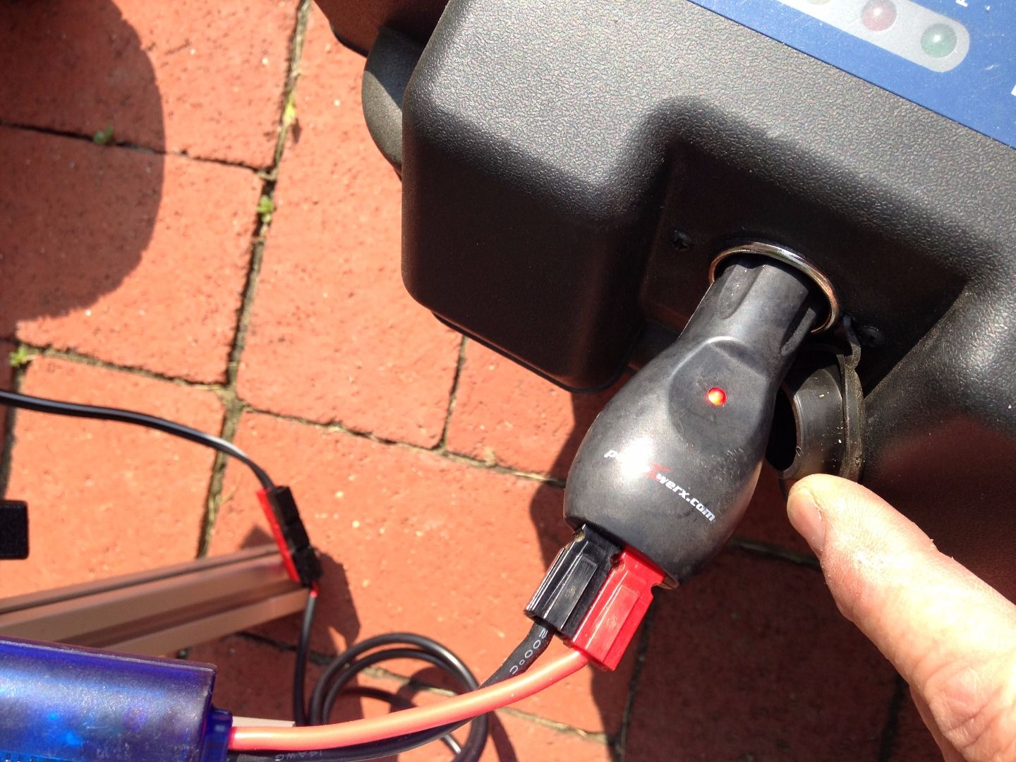 Portable Solar Auto Tracking System : 9 Steps (with Pictures ...