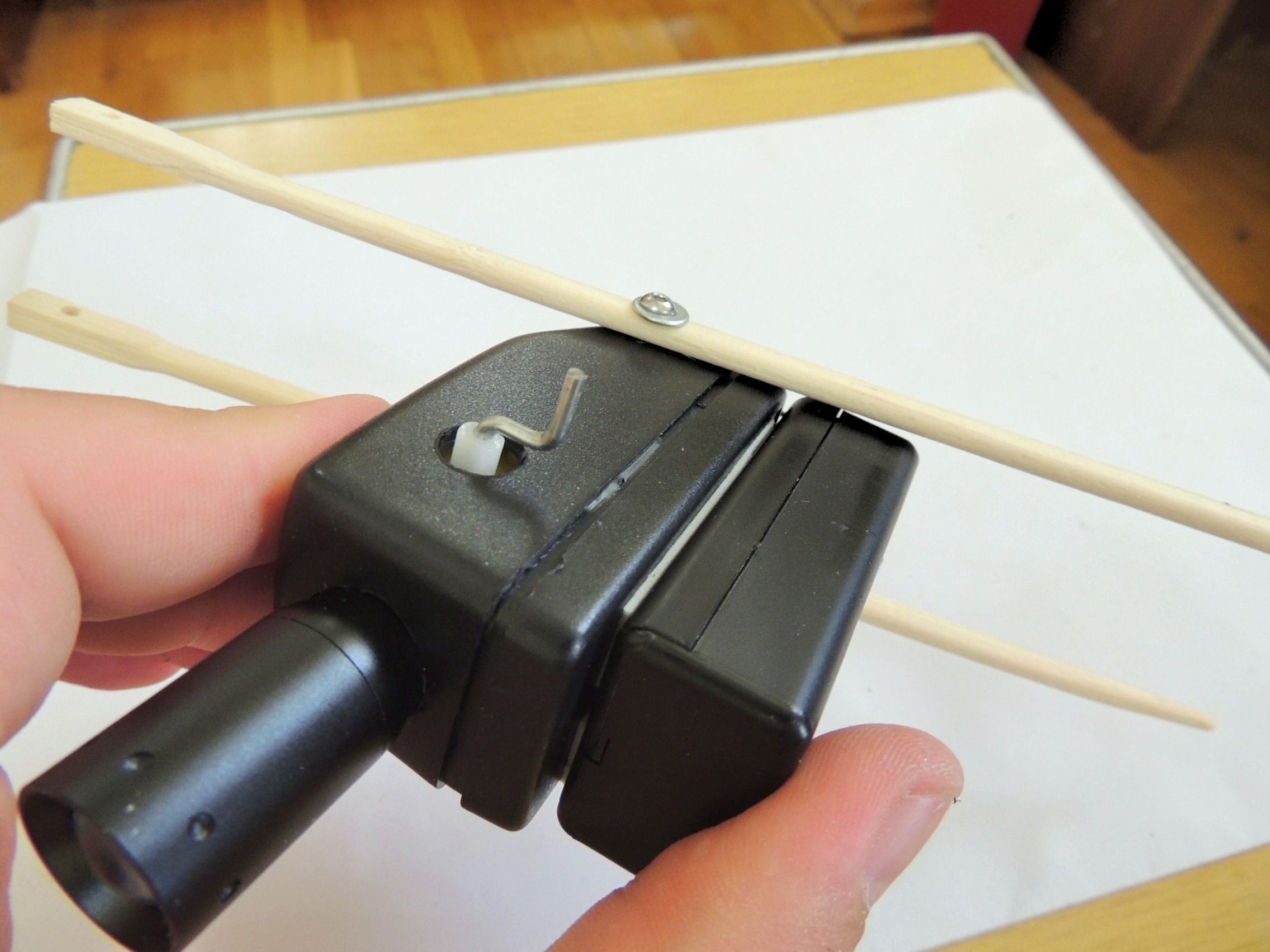 Chopsticks, the Robot : 9 Steps (with Pictures) - Instructables