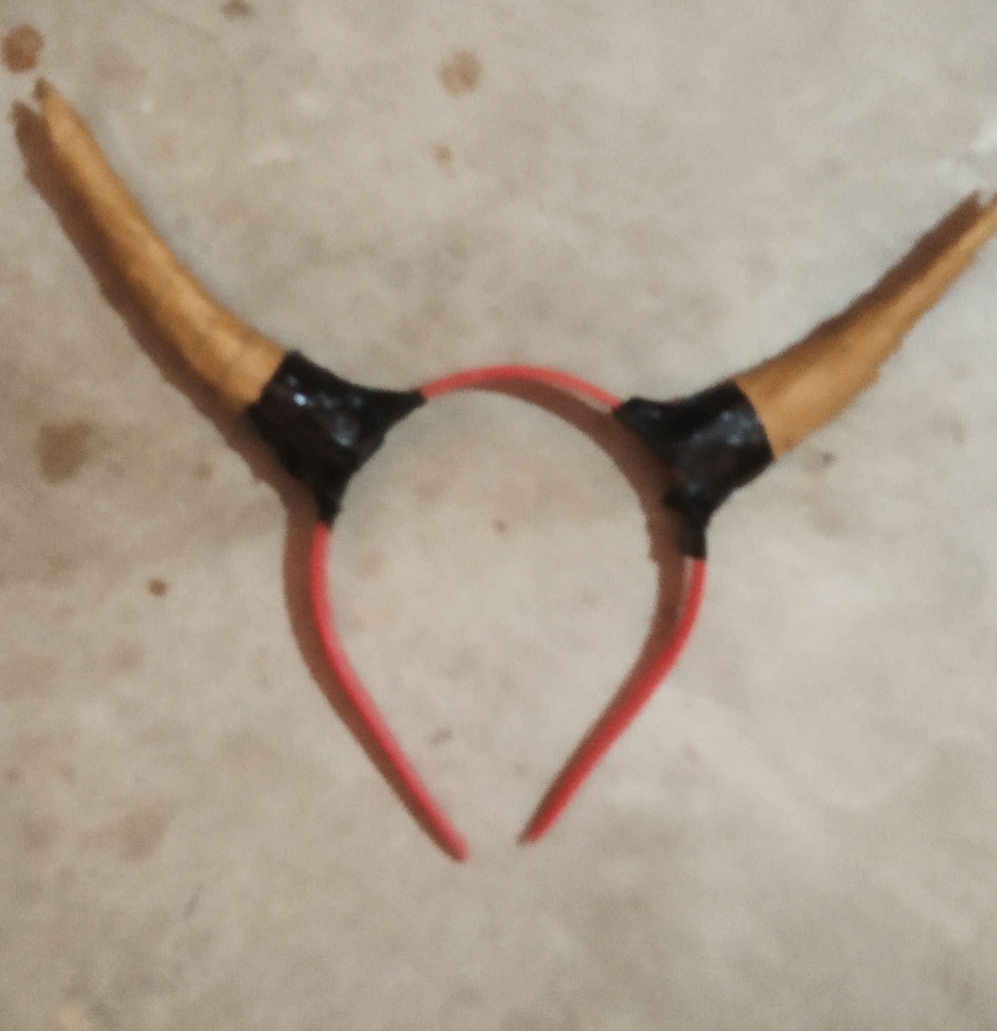 School Time Cardboard Horns : 4 Steps - Instructables