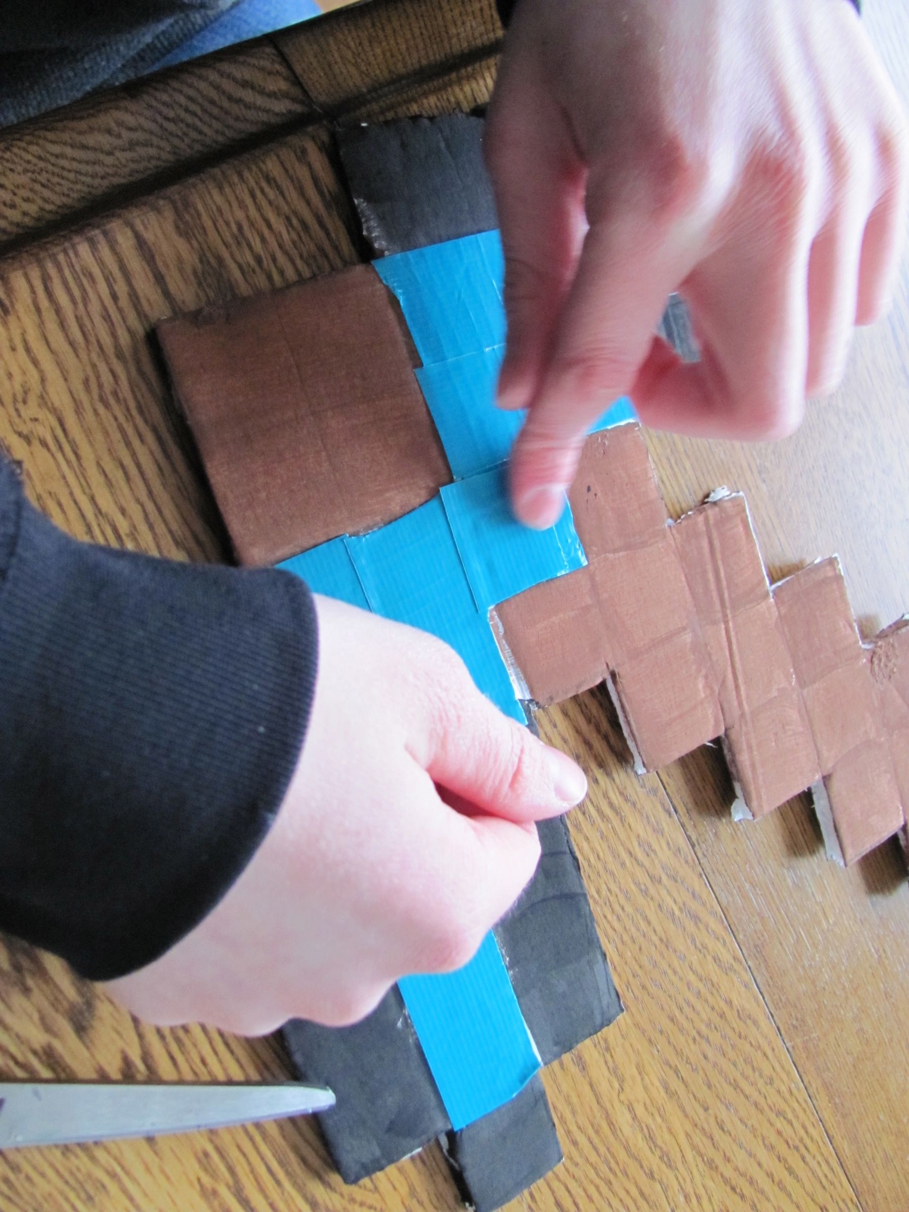 How to Make a Minecraft Diamond Pickaxe : 9 Steps (with Pictures ...