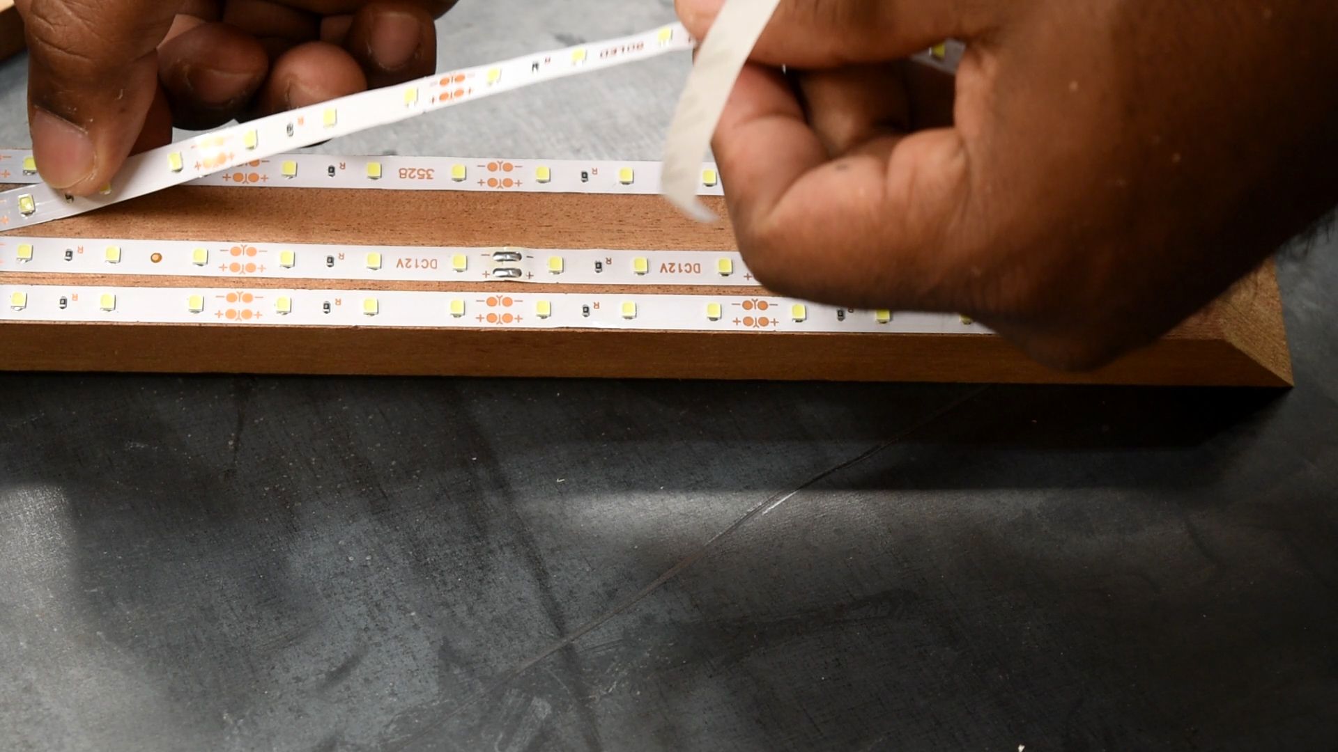 LED Concrete Desk Lamp : 8 Steps (with Pictures) - Instructables