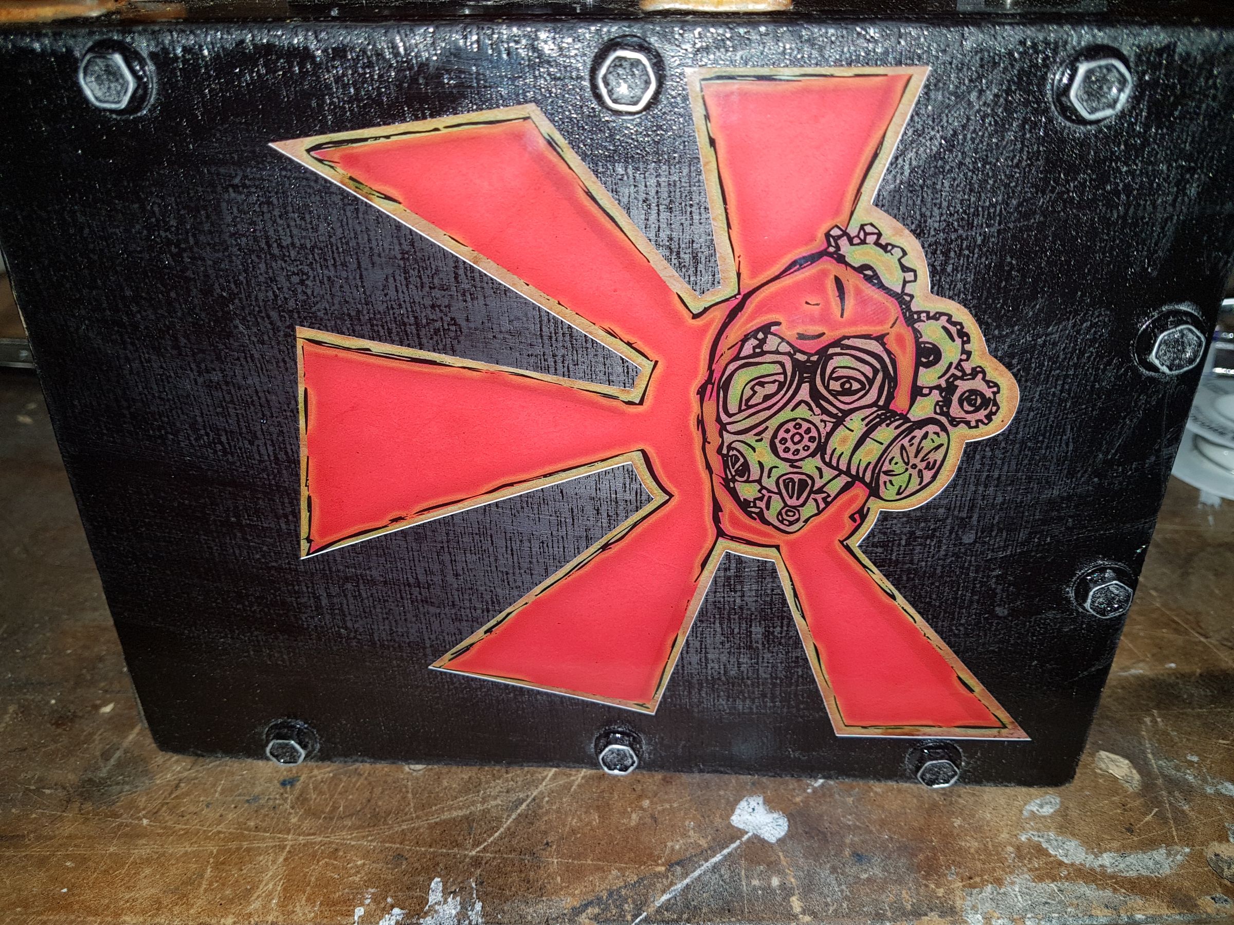 Zombie Apocalypse Electric Lantern : 6 Steps (with Pictures ...