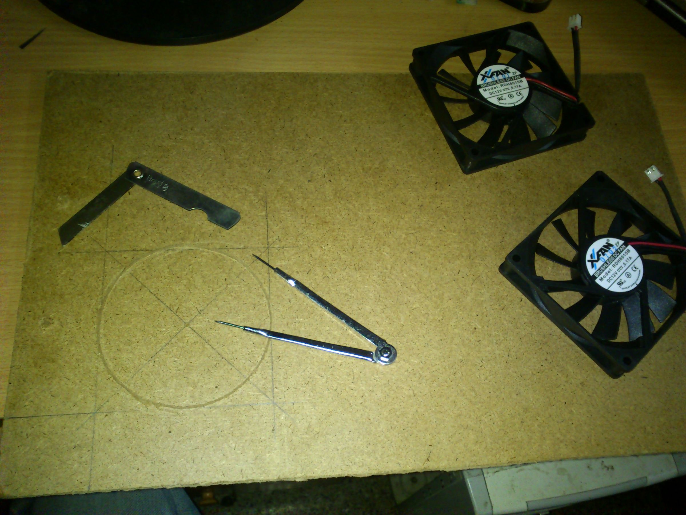 Laptop Cooler Stand : 4 Steps - Instructables