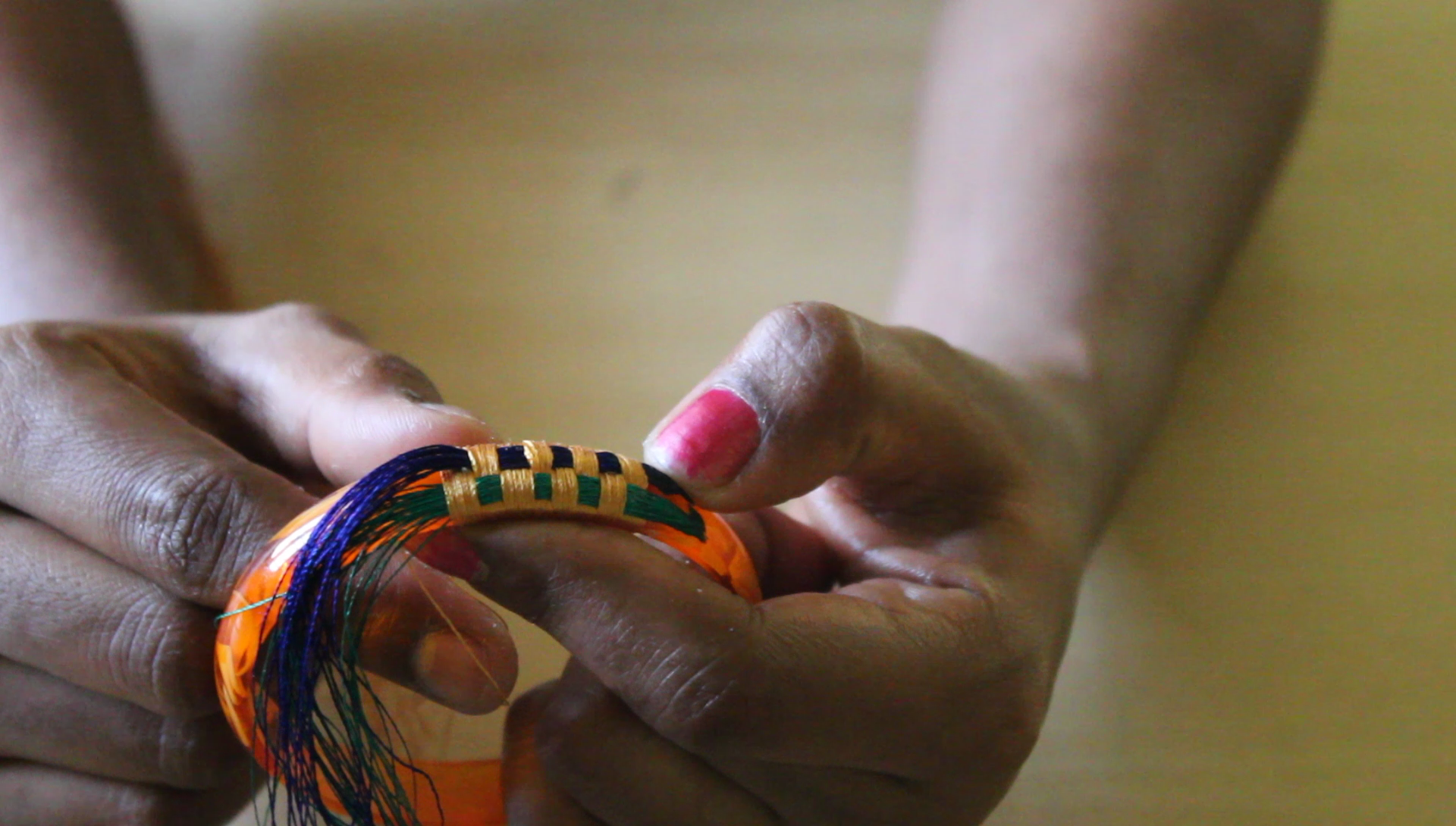 How to Make Stone Silk Thread Bangles in 5-Minute || Crafts for ...