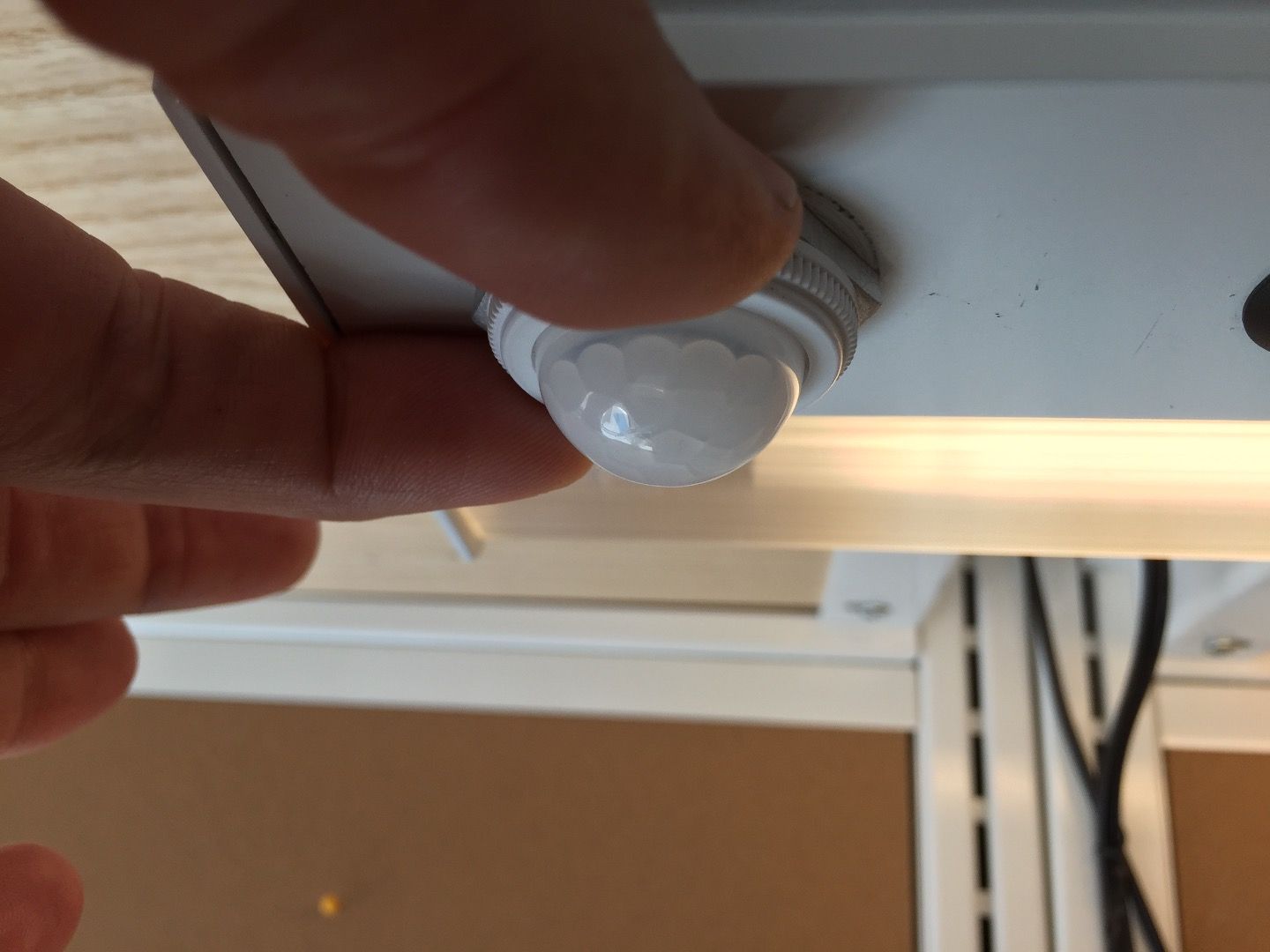 Fix Your Desk Lighting Sensor : 7 Steps - Instructables
