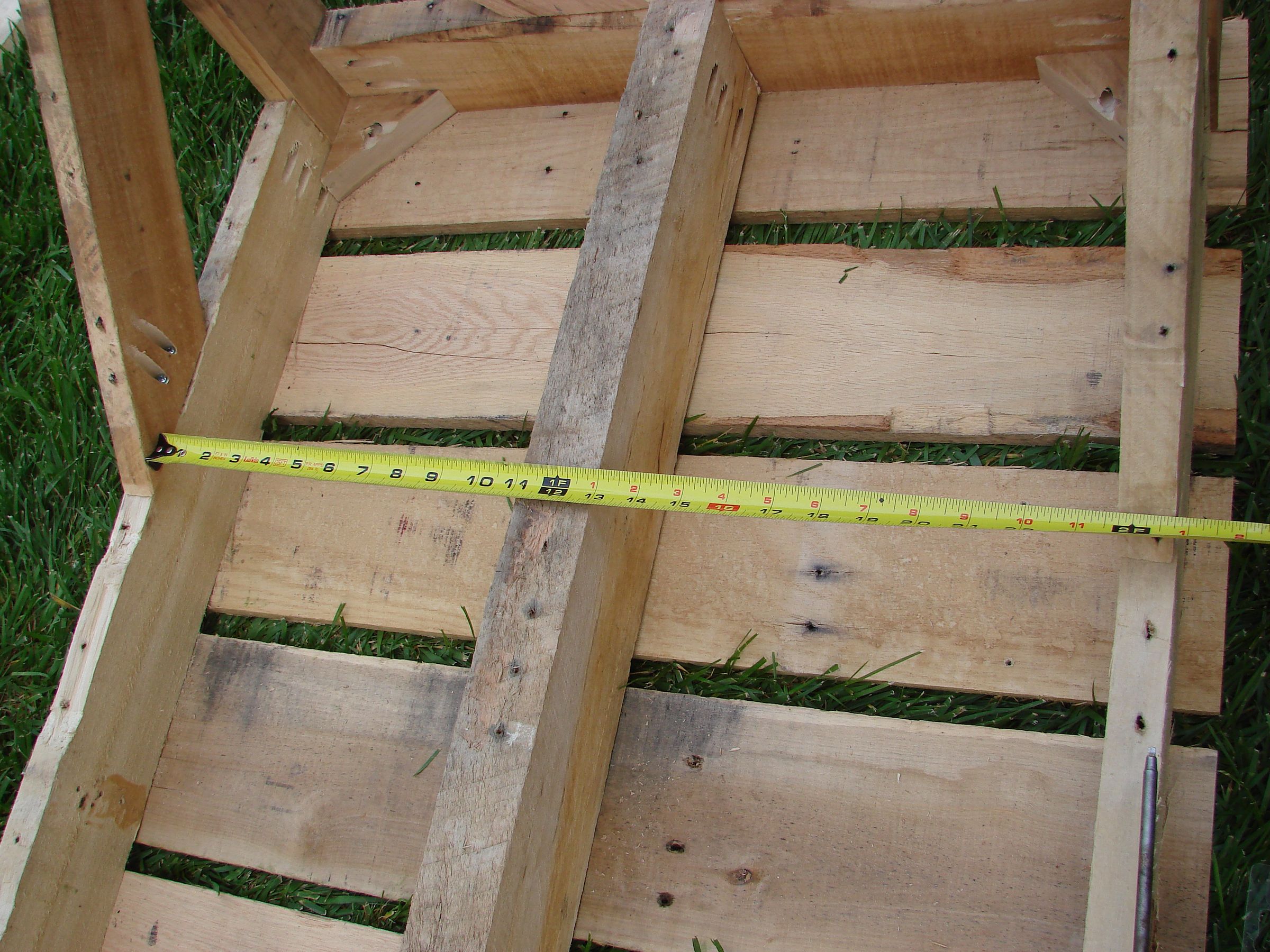 Recycled Pallet Rain Barrel Stand : 10 Steps (with Pictures ...