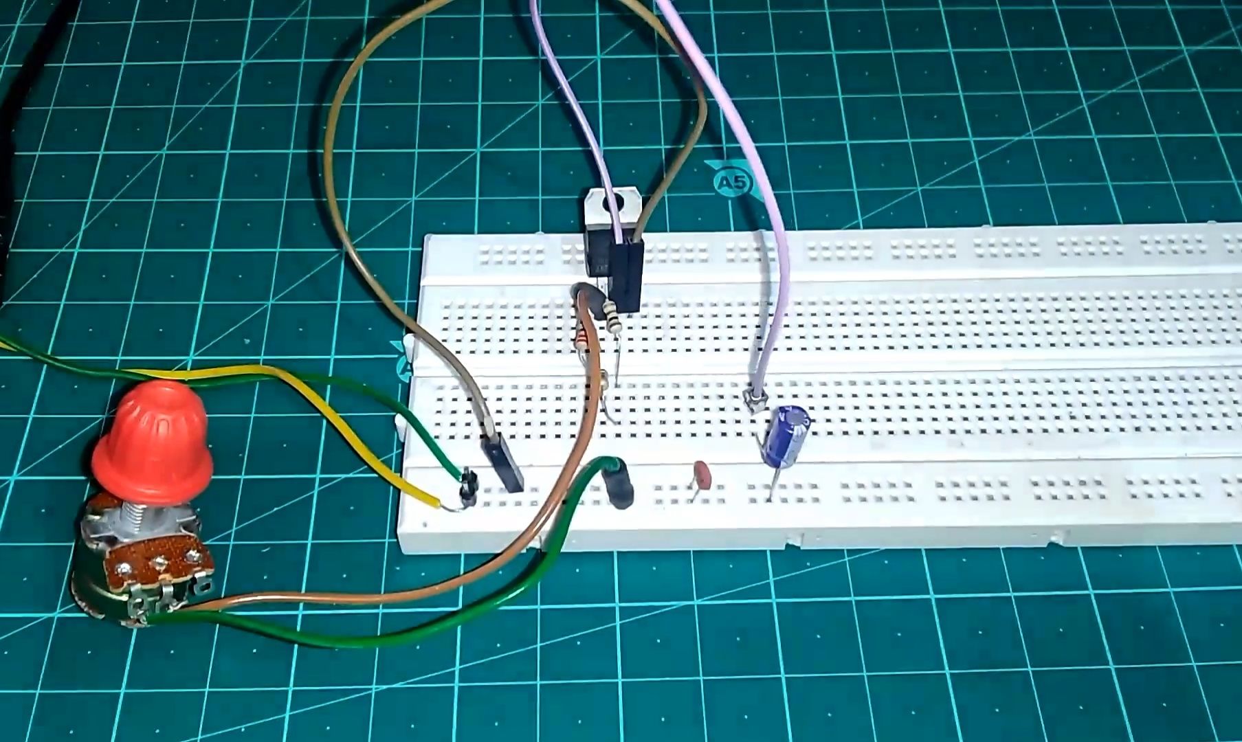 DIY Power Supply Using LM317 | Lm 317 Variable Voltage Output : 12 ...