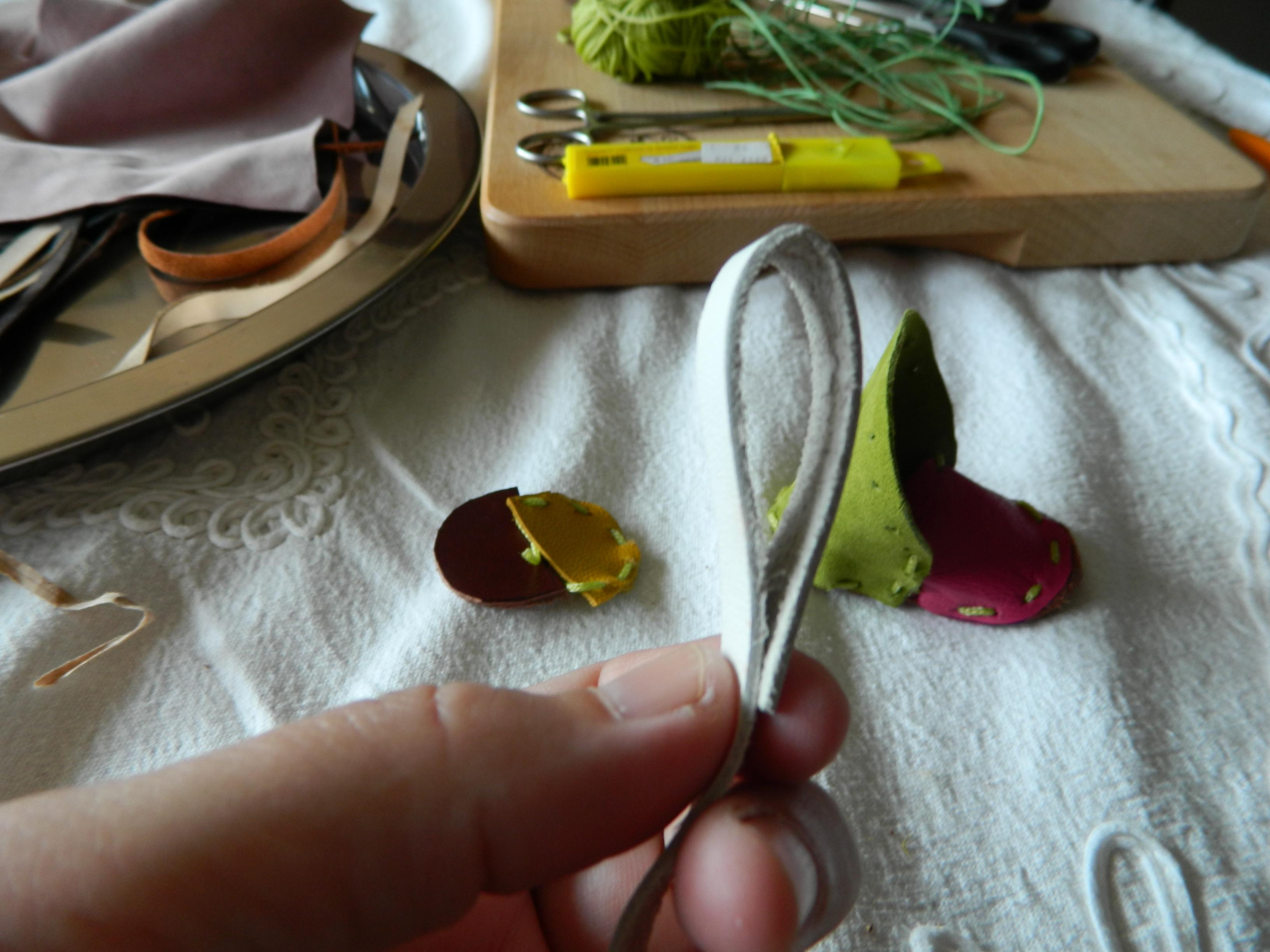 Leather Shoe Key Chain : 14 Steps (with Pictures) - Instructables