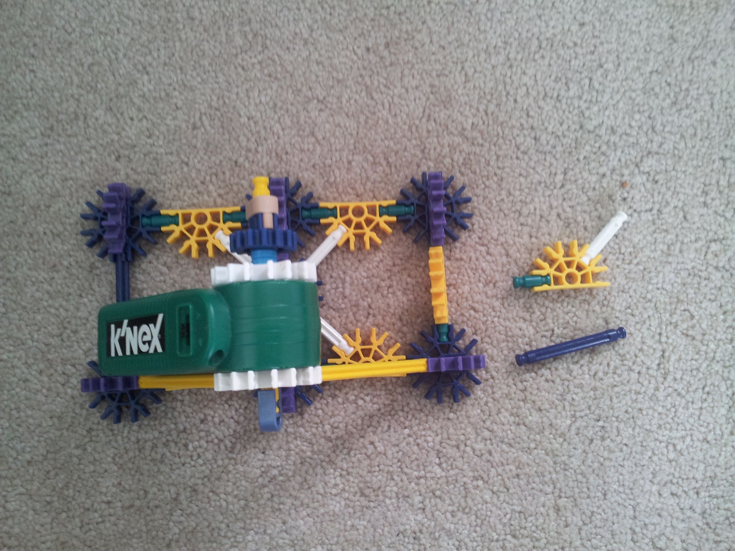 Knex Manual/Motor Gear Box : 7 Steps - Instructables