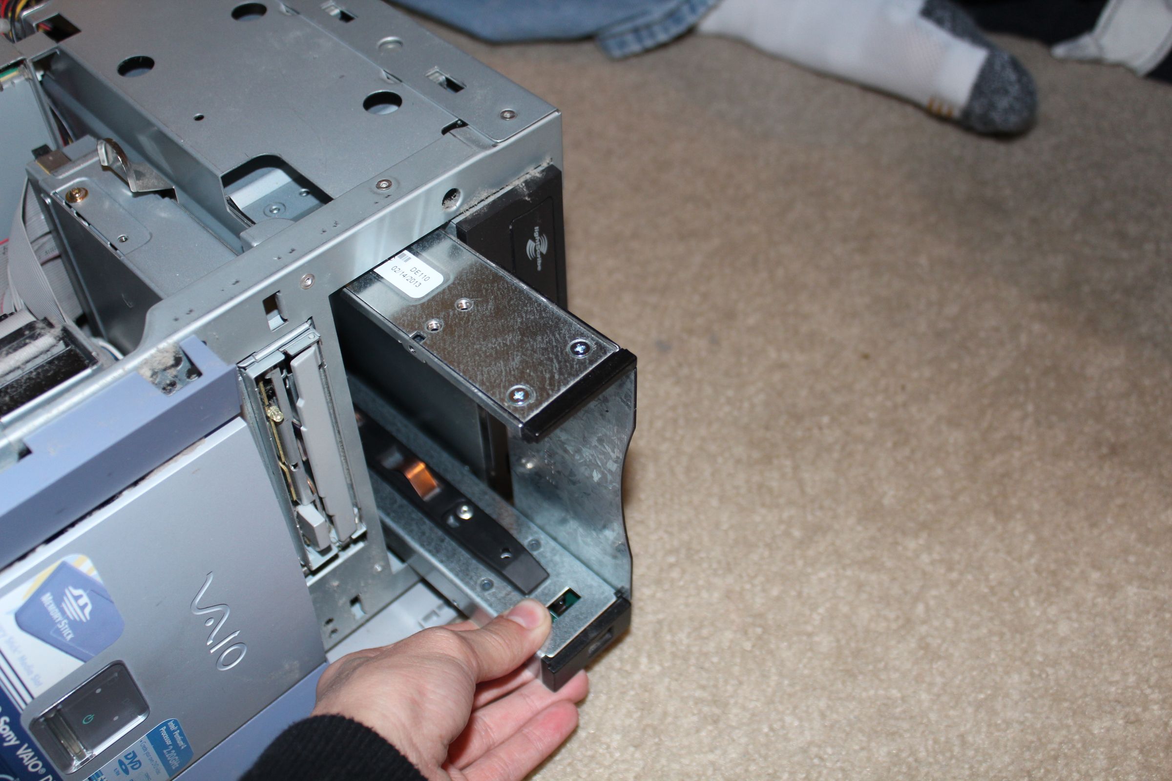 Awesome Computer Secret Compartment : 8 Steps - Instructables